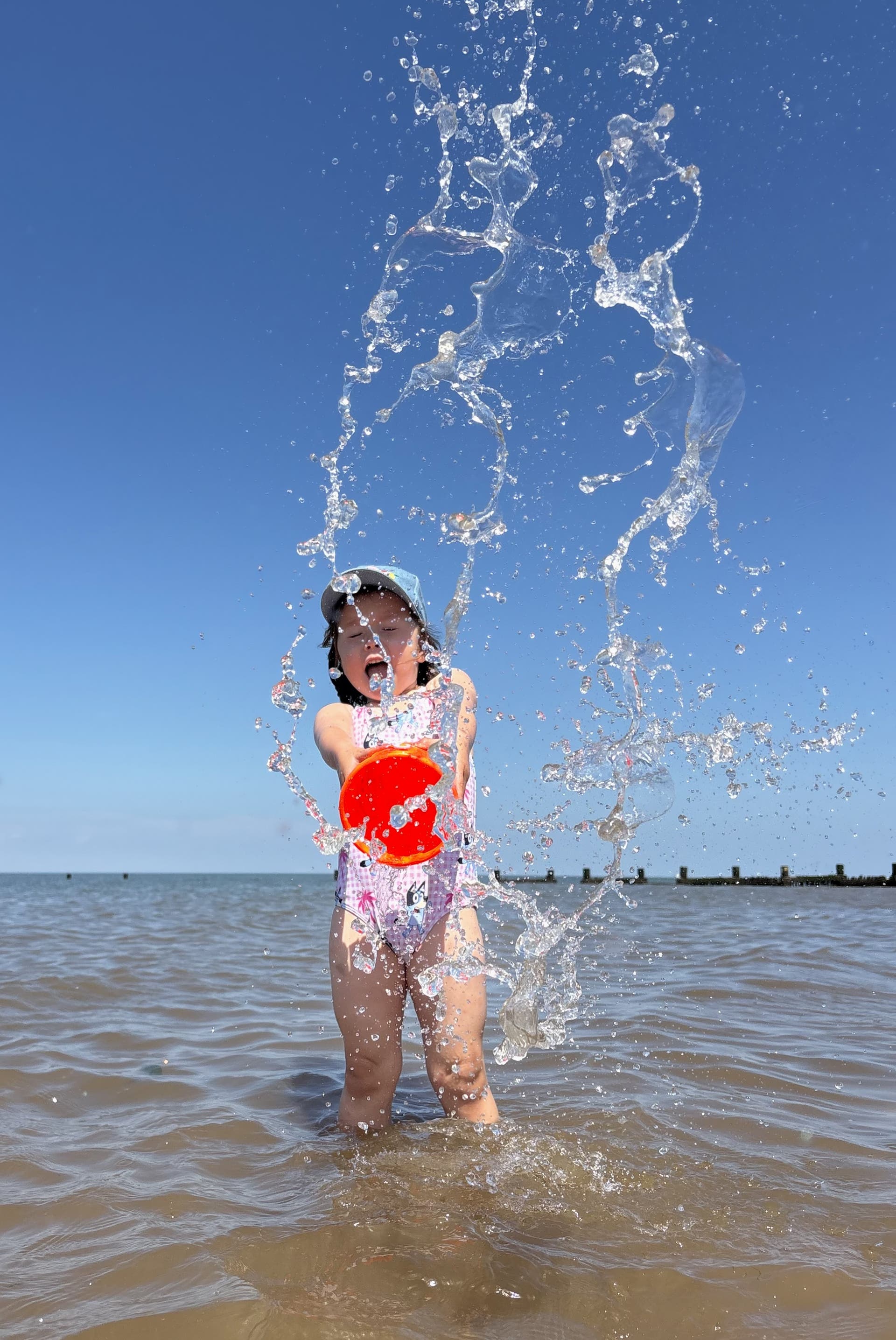 Heatwave threshold likely met at weekend before next week’s extreme ...