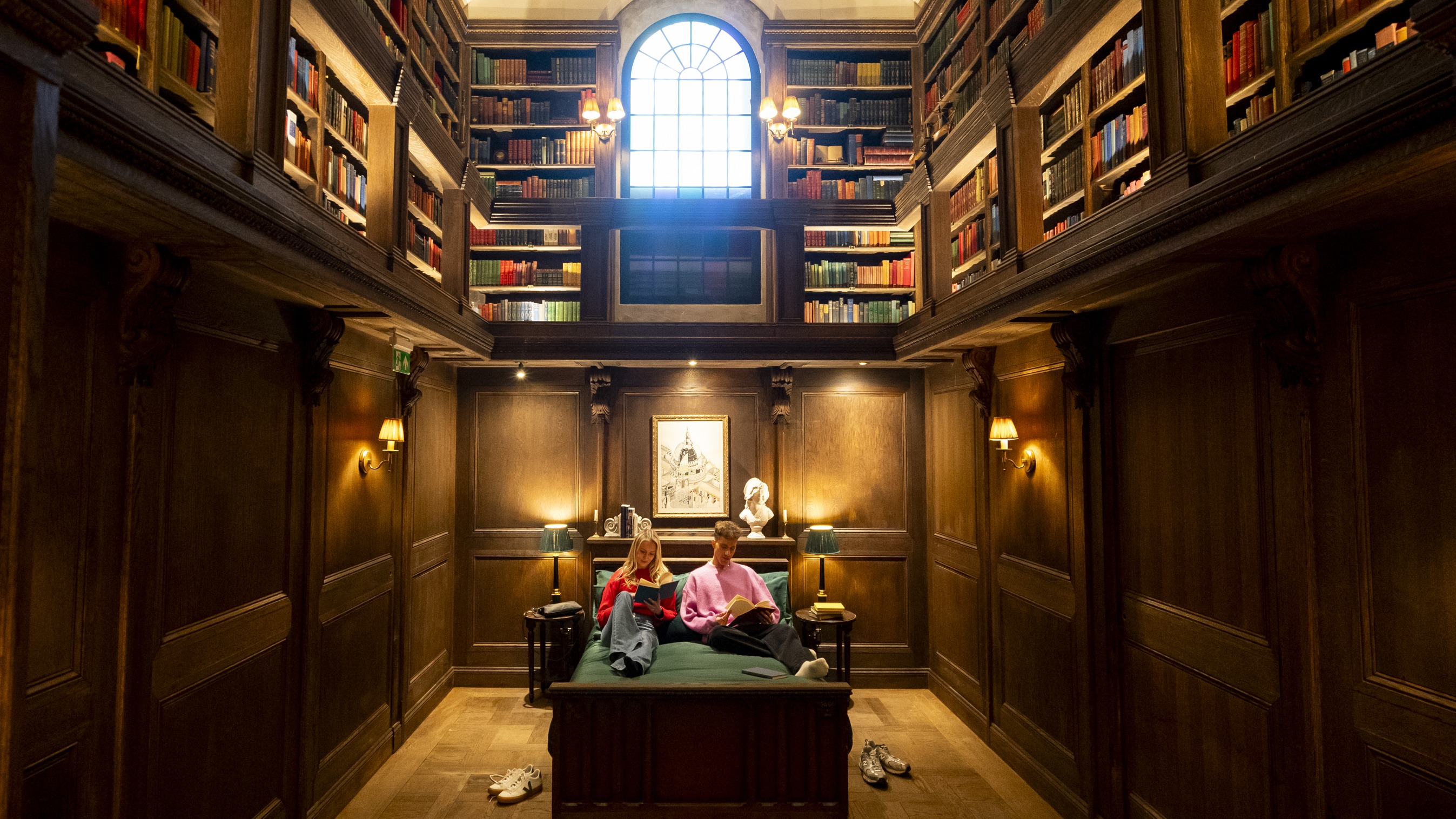 St Paul’s Cathedral unveils hidden library available for once-in-a ...