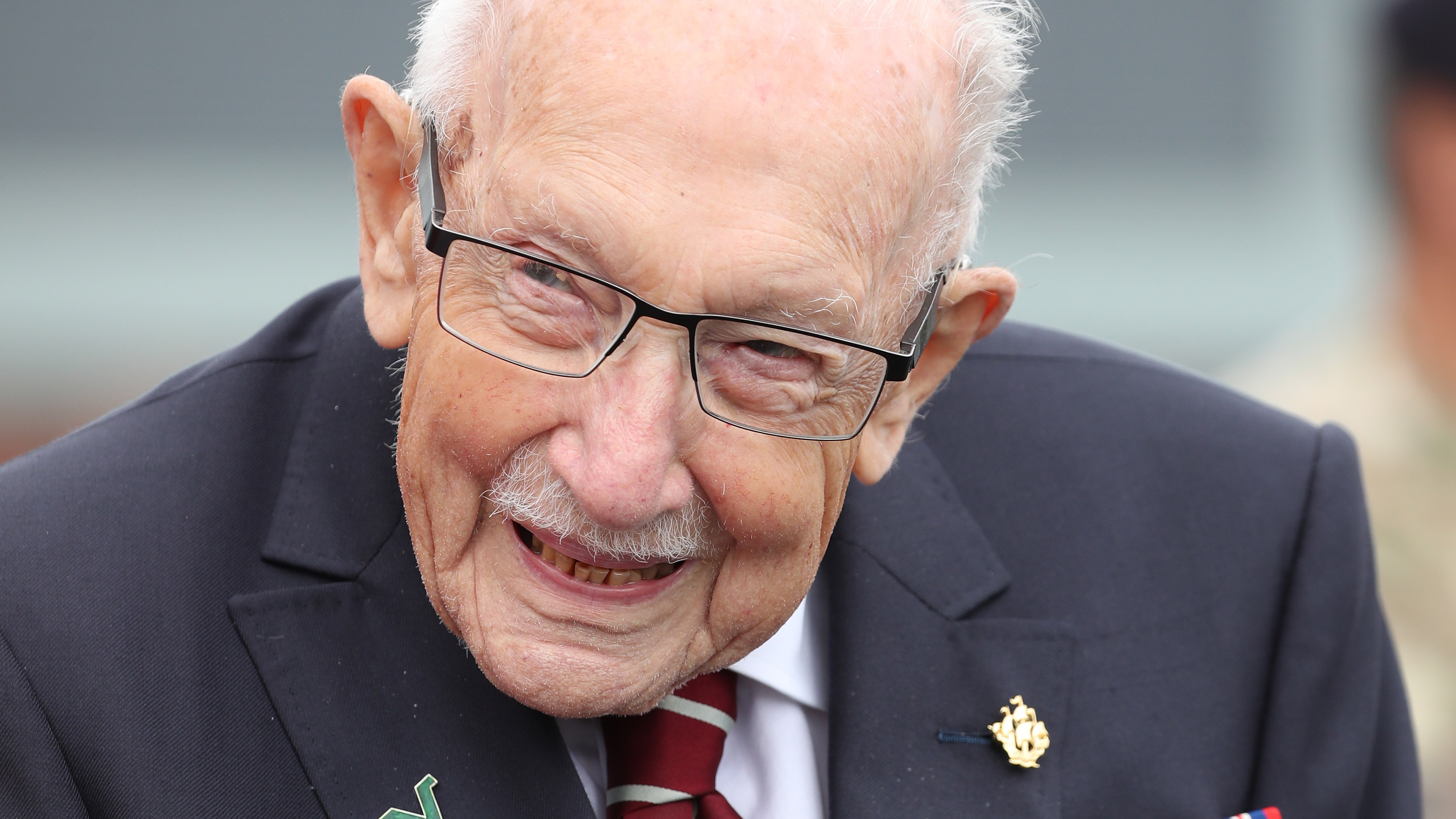 Love, tragedy and heroism: Sir Tom Moore's extraordinary life story ...