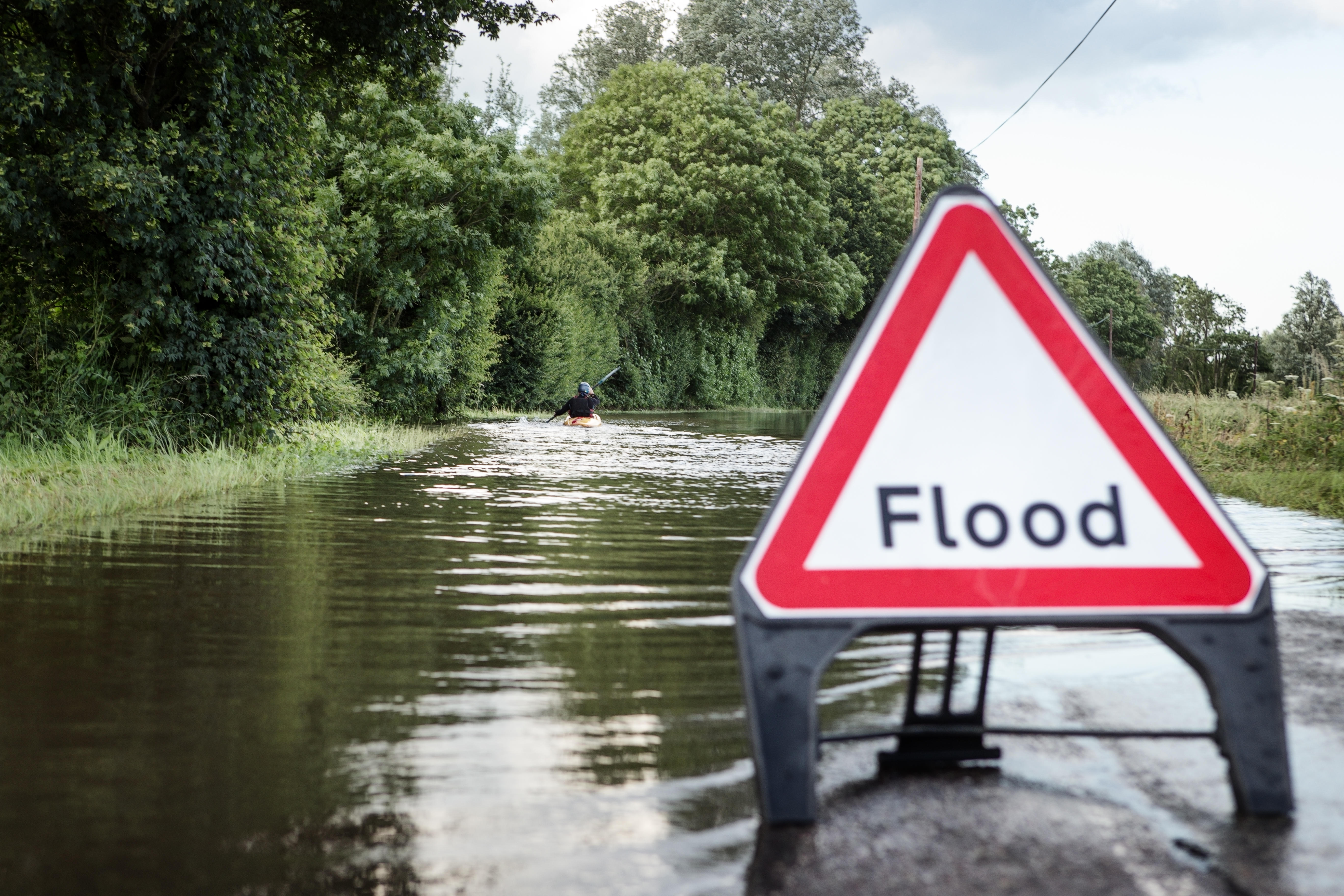 Met Office issue warning as thunderstorms could spark flash flooding in ...