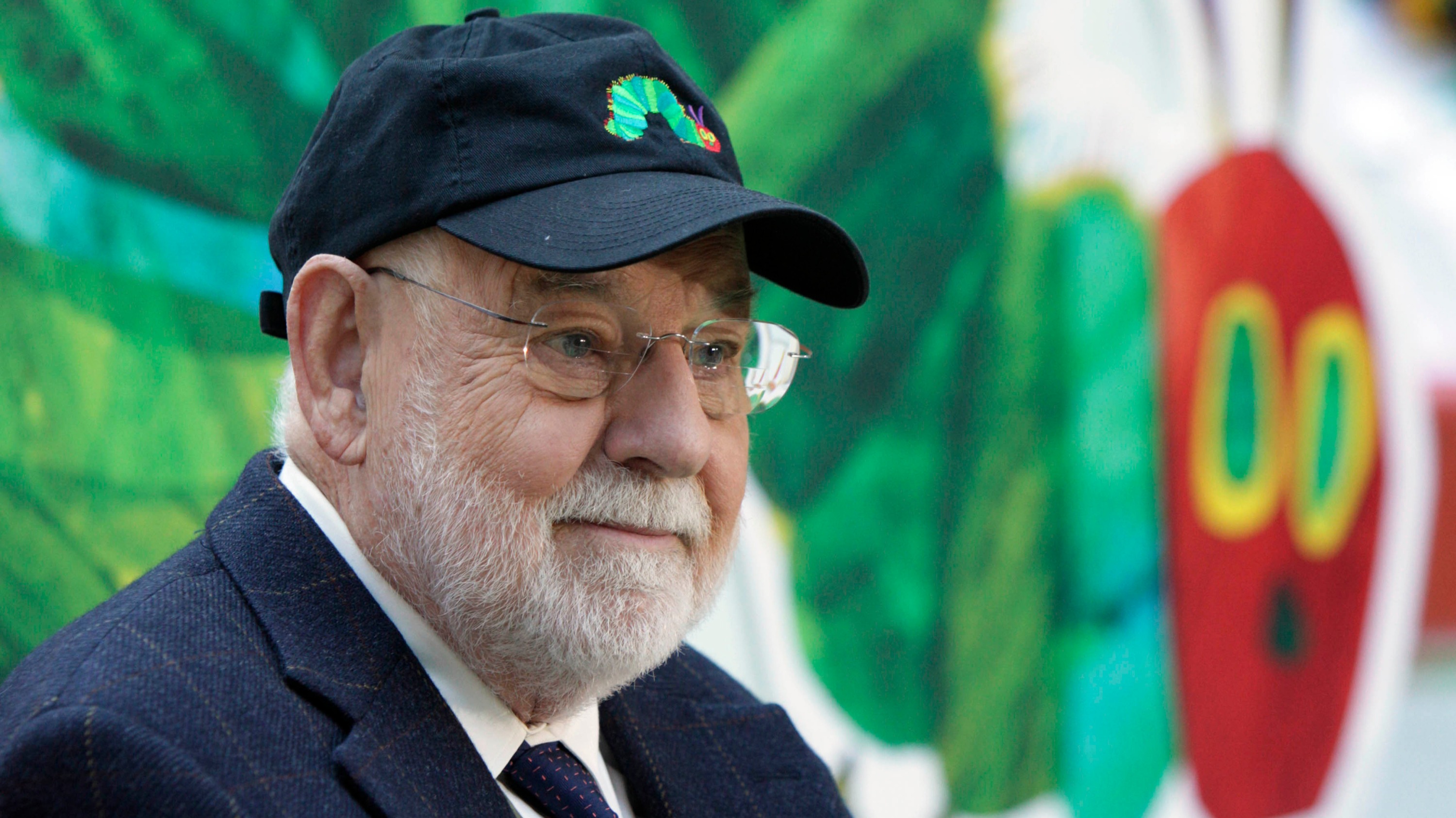 The Very Hungry Caterpillar author Eric Carle dies aged 91 | ITV News