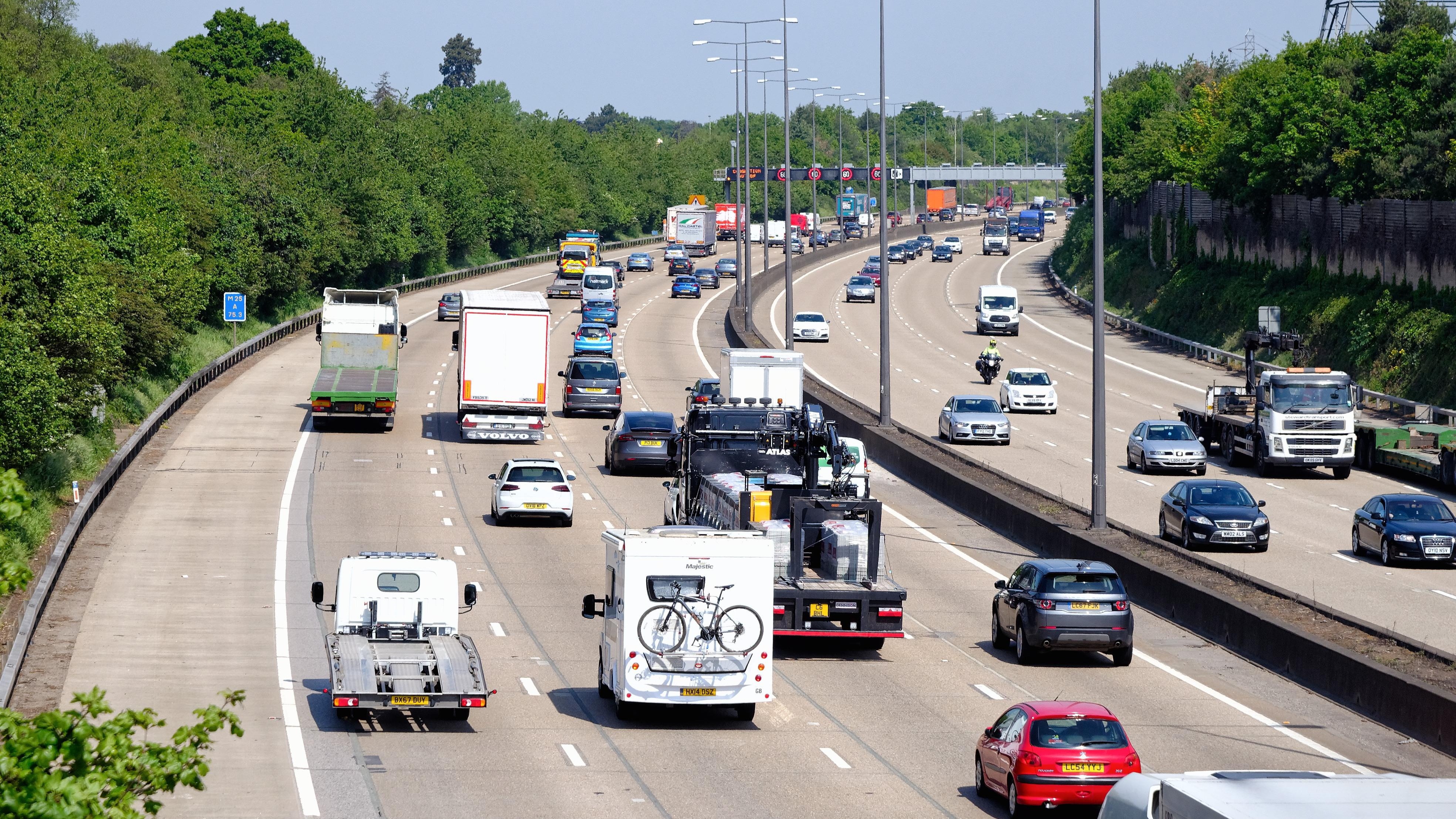 Drivers warned of long delays during first planned M25 daytime closure ...