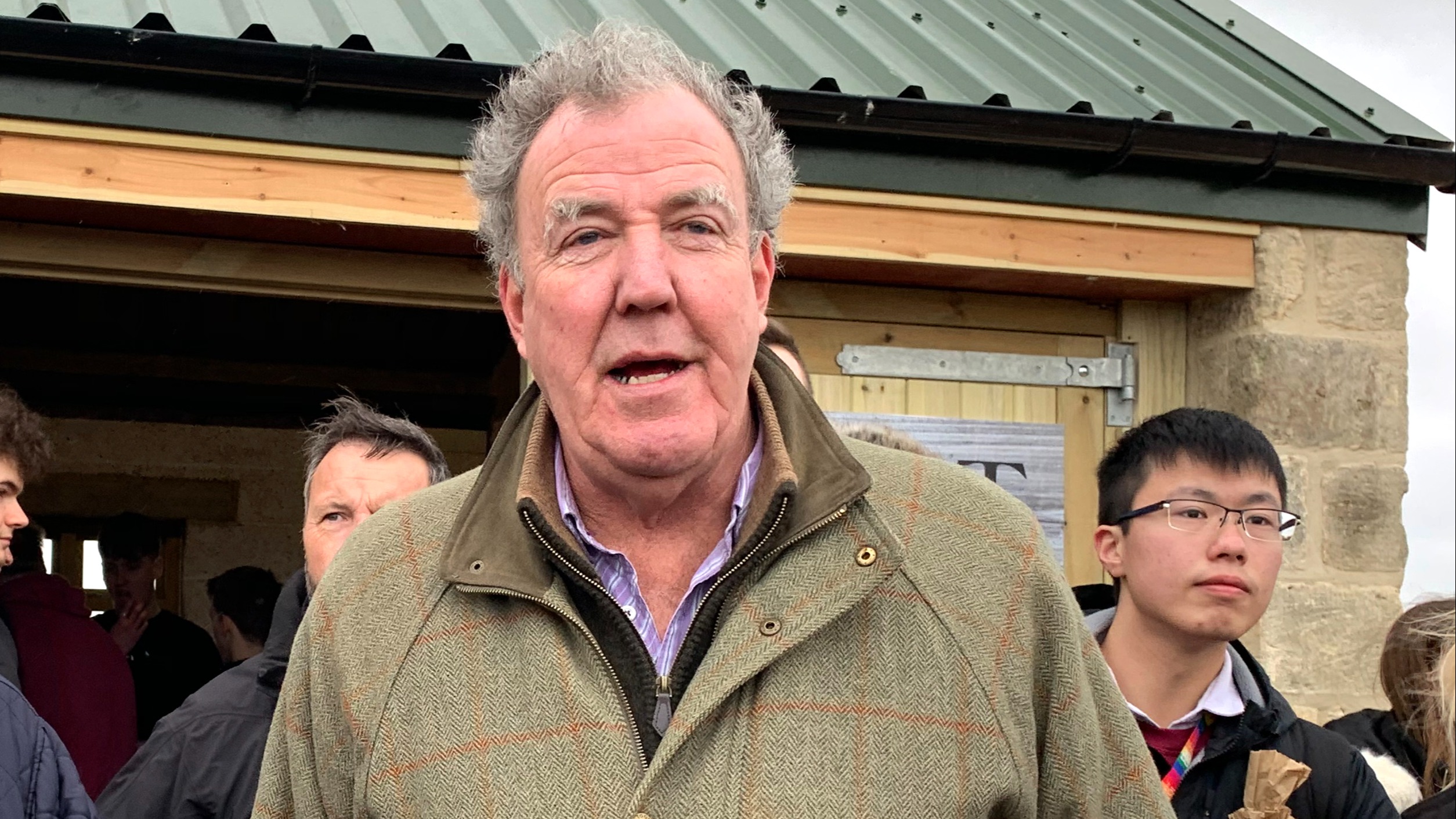 Jeremy Clarkson closes controversial restaurant at Diddly Squat farm in the Cotswolds | ITV News ...
