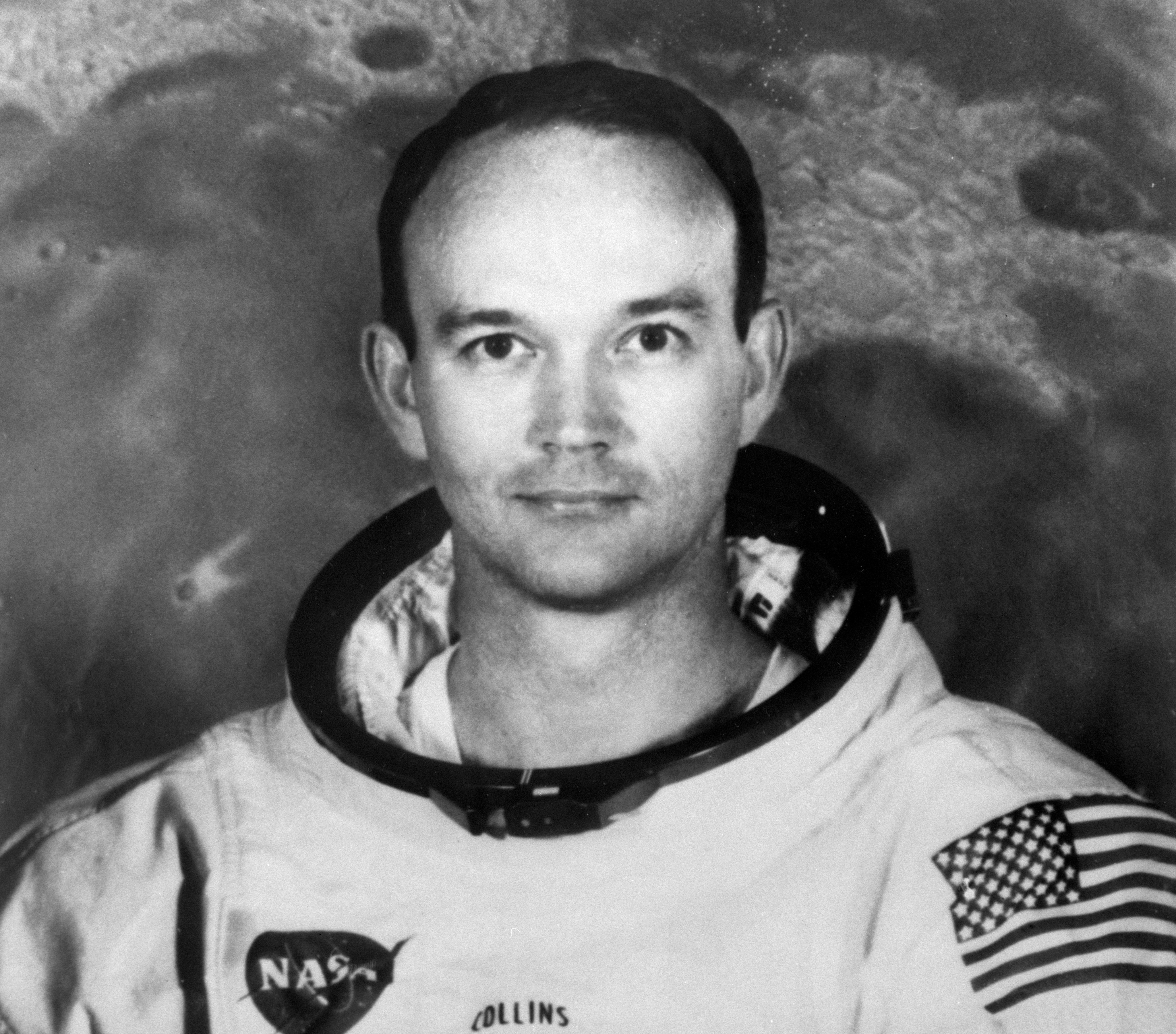 Tributes paid to Apollo 11 astronaut Michael Collins who has died aged ...
