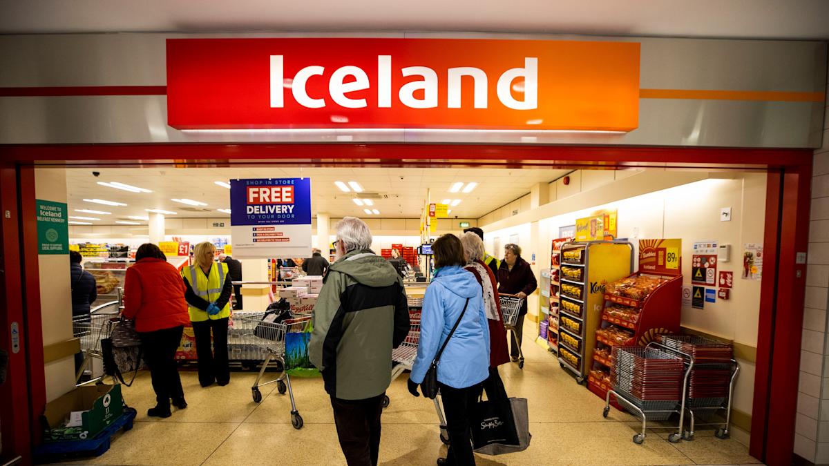 Iceland supermarket could employ criminals to help them avoid jail ...