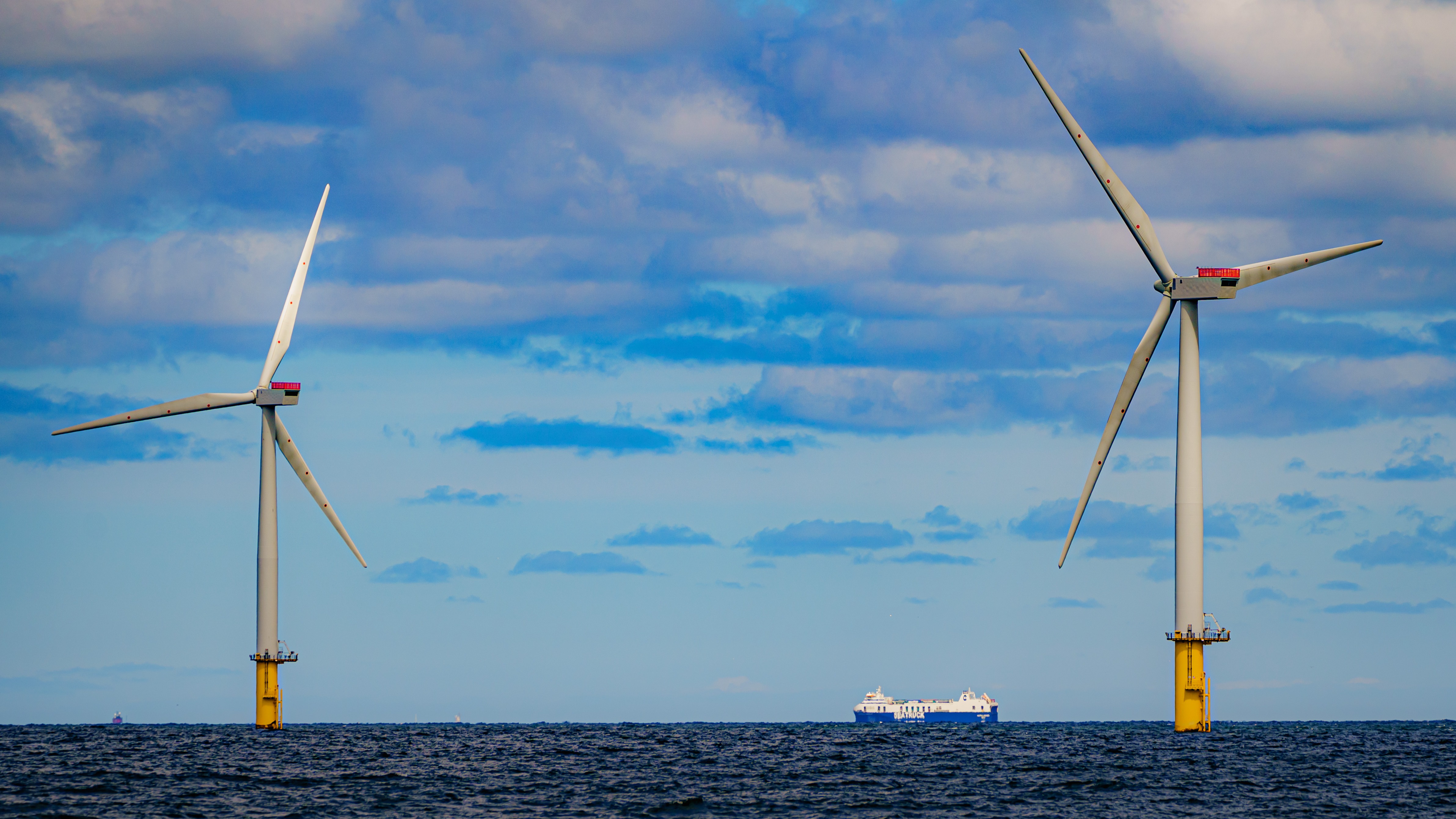 New UK net zero strategy won't meet climate targets or cut energy bills ...