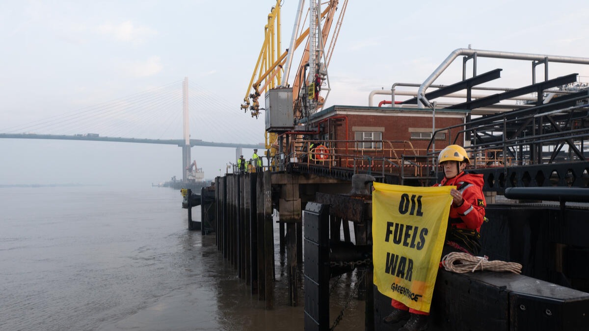 Greenpeace protesters block arrival of Russian diesel tanker at Grays ...