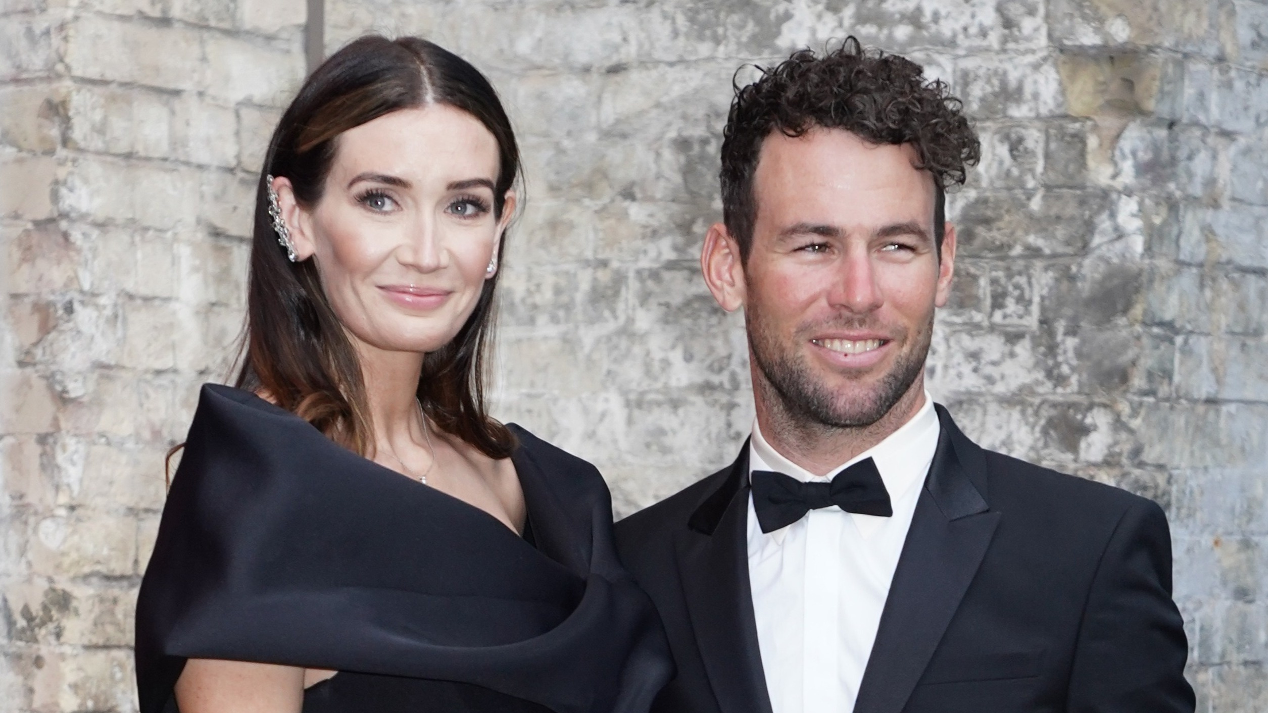 Man denies robbery at Essex home of Olympic cyclist Mark Cavendish ...