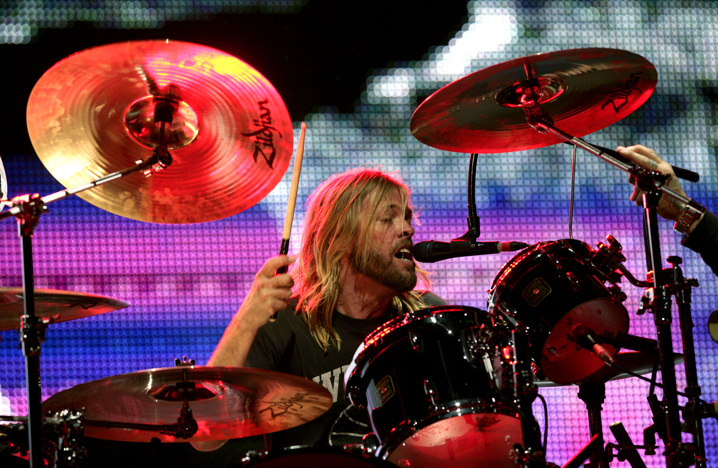 Equipment from Taylor Hawkins tribute concerts to go under the hammer ...