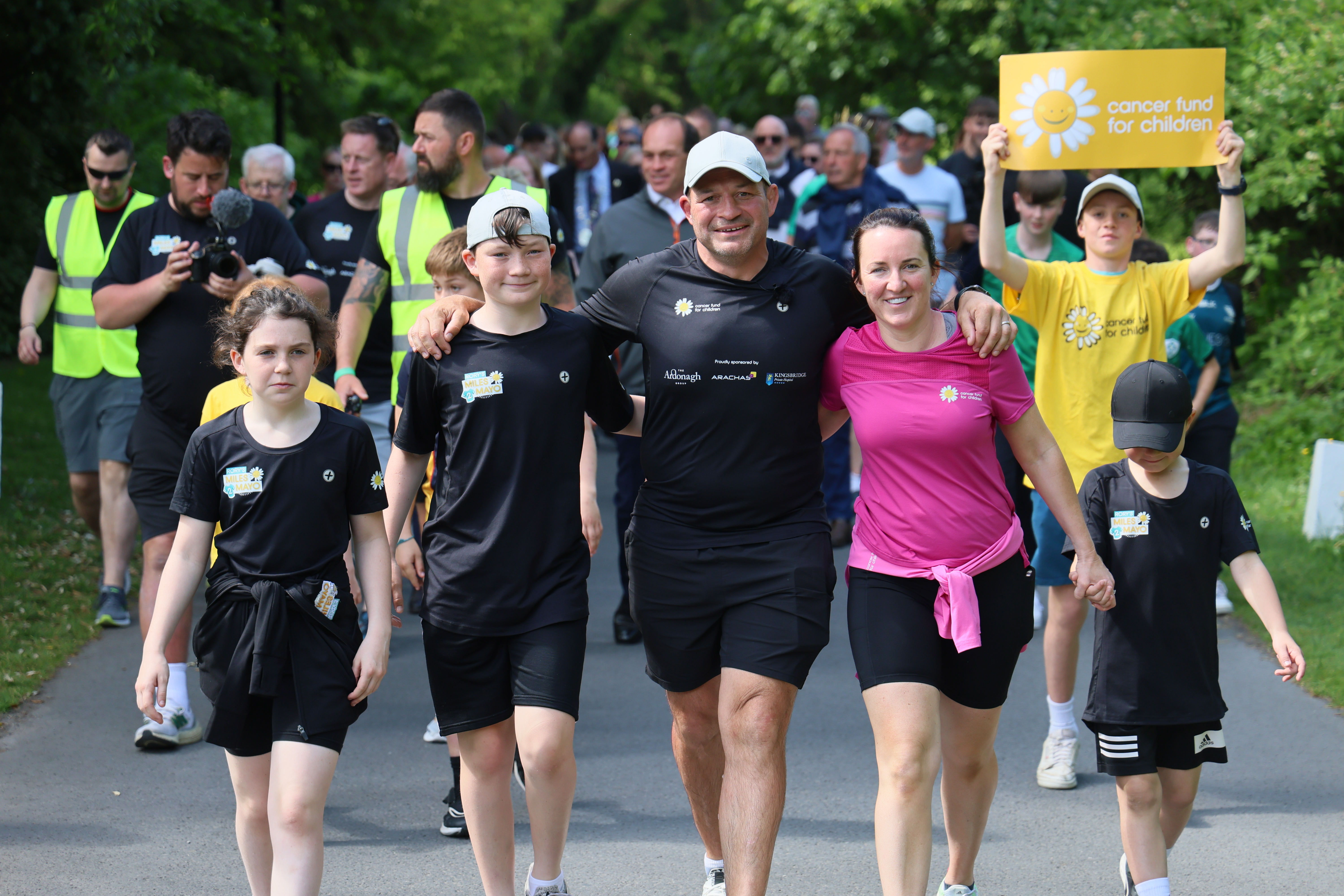 Rory Best finishes 330km endurance walk fundraiser for child cancer ...