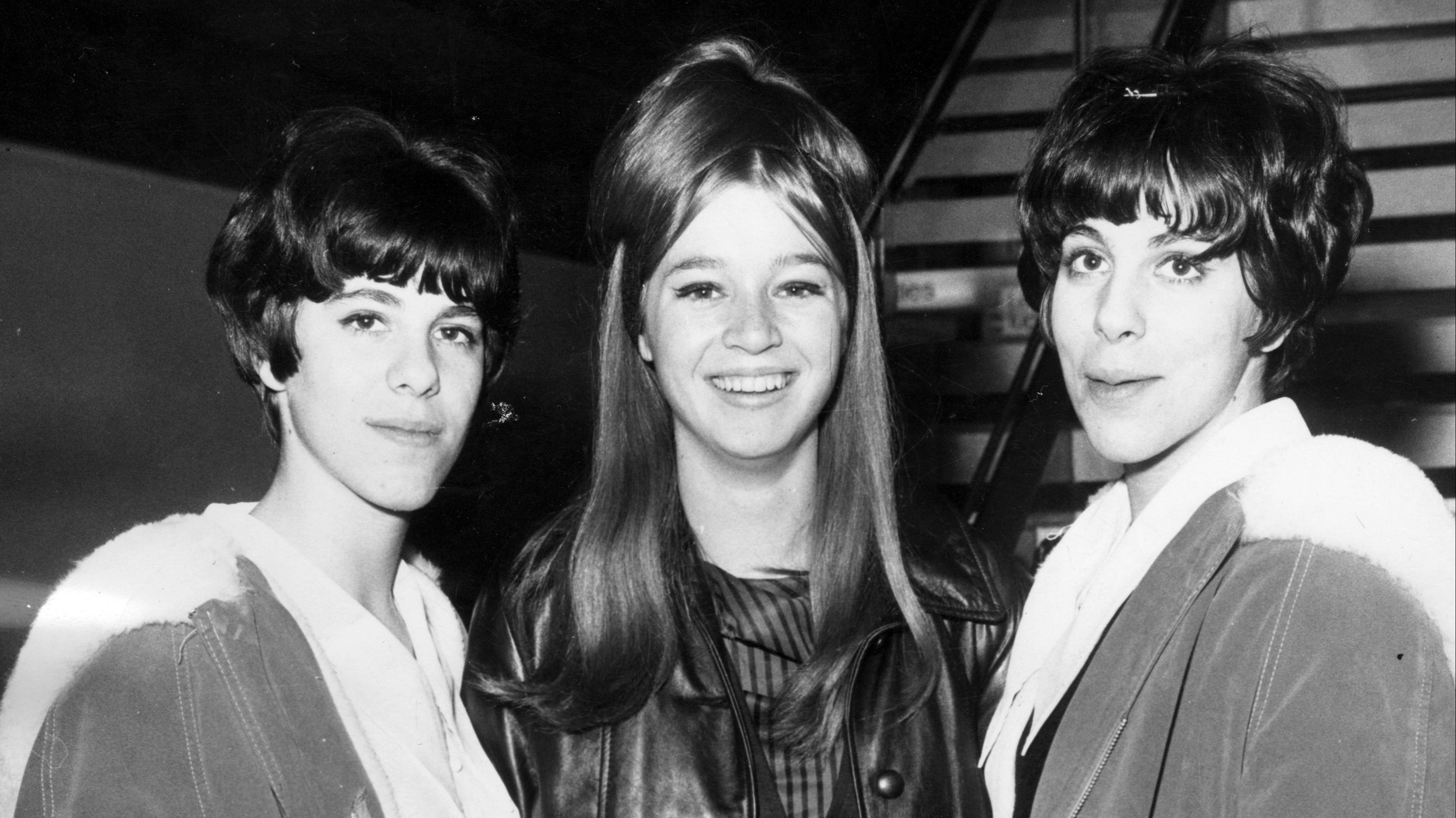 Mary Weiss, lead singer of the Shangri-Las, dies age 75 | ITV News