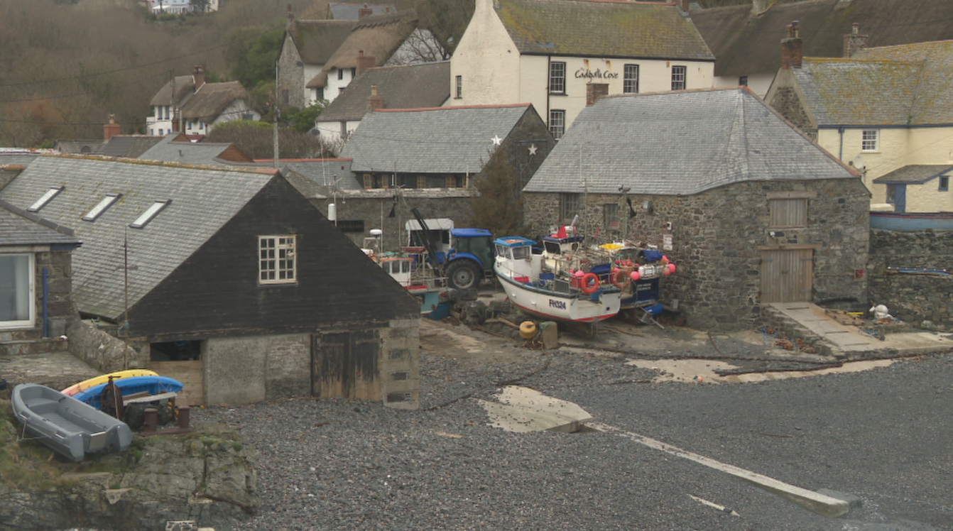 Community fundraiser launched to save Cadgwith Cove fishing lofts in ...