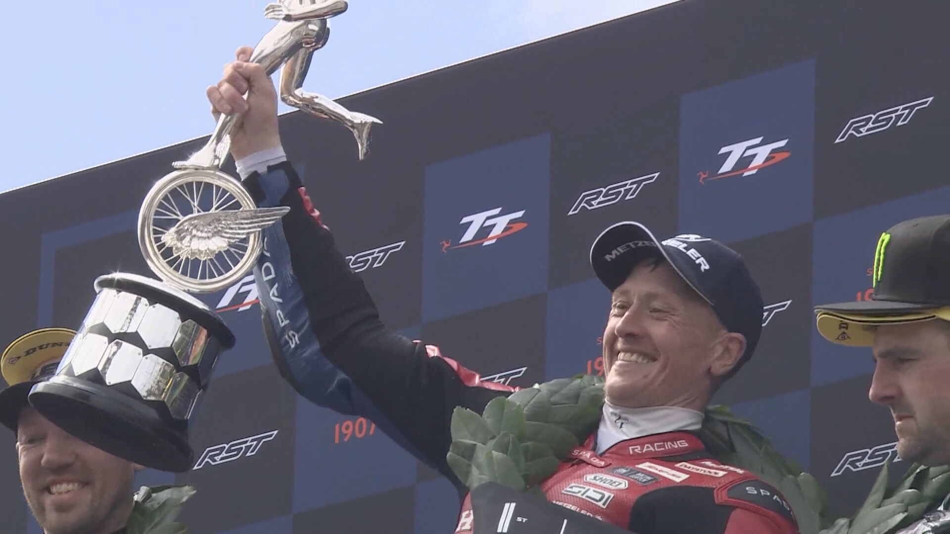 Dean Harrison secures historic first Isle of Man TT Superbike victory ...