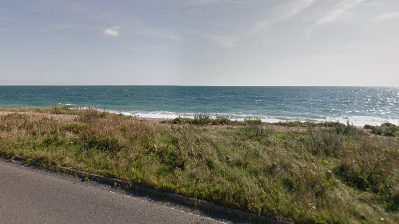 Large police presence as 12 suspected migrants arrive on boat at ... Large police presence as 12 suspected migrants arrive on boat at ...