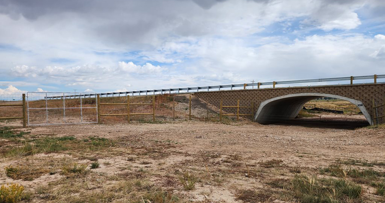 Wyoming completes major wildlife crossing project // GOHUNT. The ...