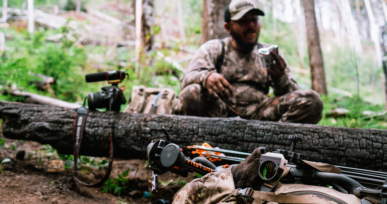 Three reasons for shooting a bow with both eyes open // GOHUNT. The ...