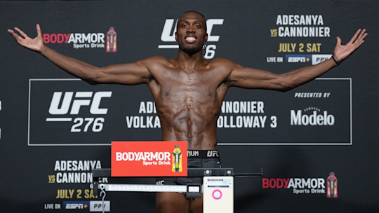 UFC Picks, Predictions & Parlays | Boxing Picks | OddsChecker