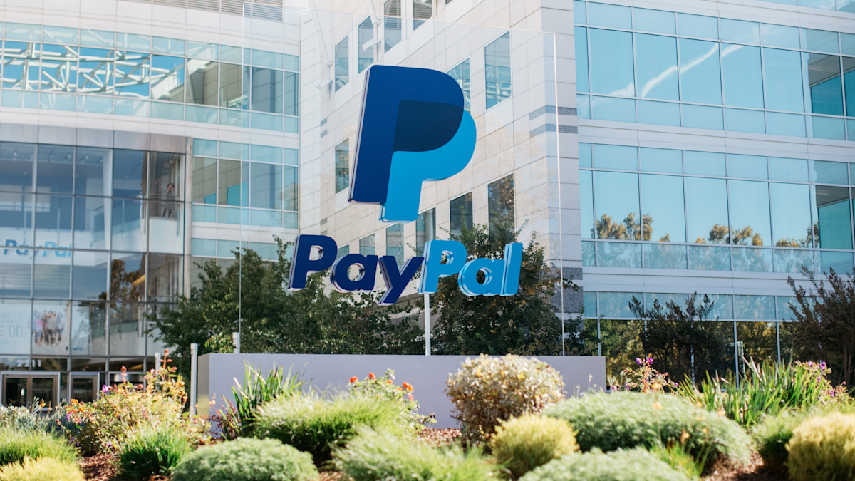 The Team Behind Paypal’s Record-Breaking Year | The Org