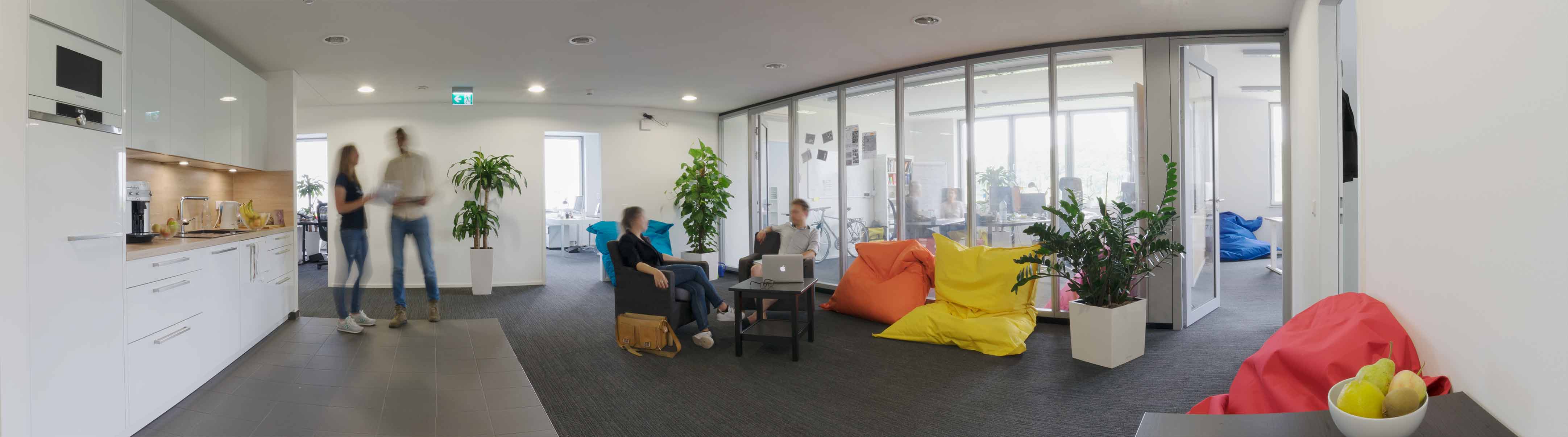 DeepL Press Information | Setting Records!