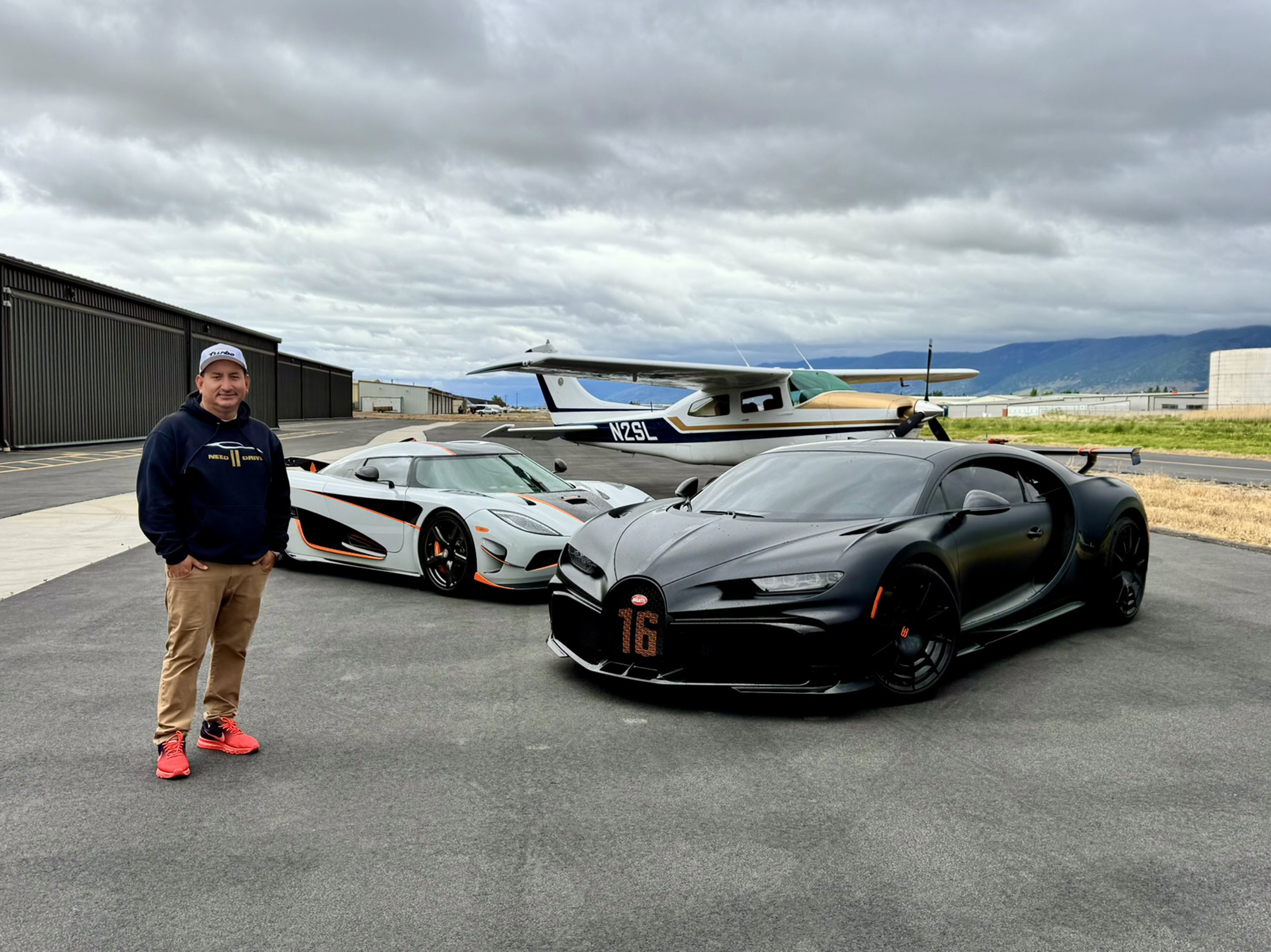 Supercar owner loves to share his ‘art collection’