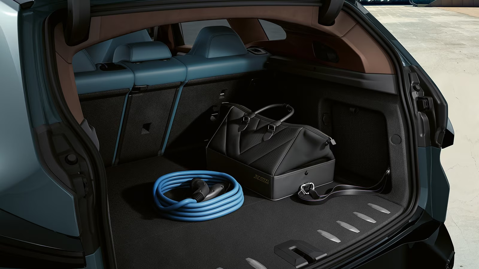 2023 BMW XM test drive review