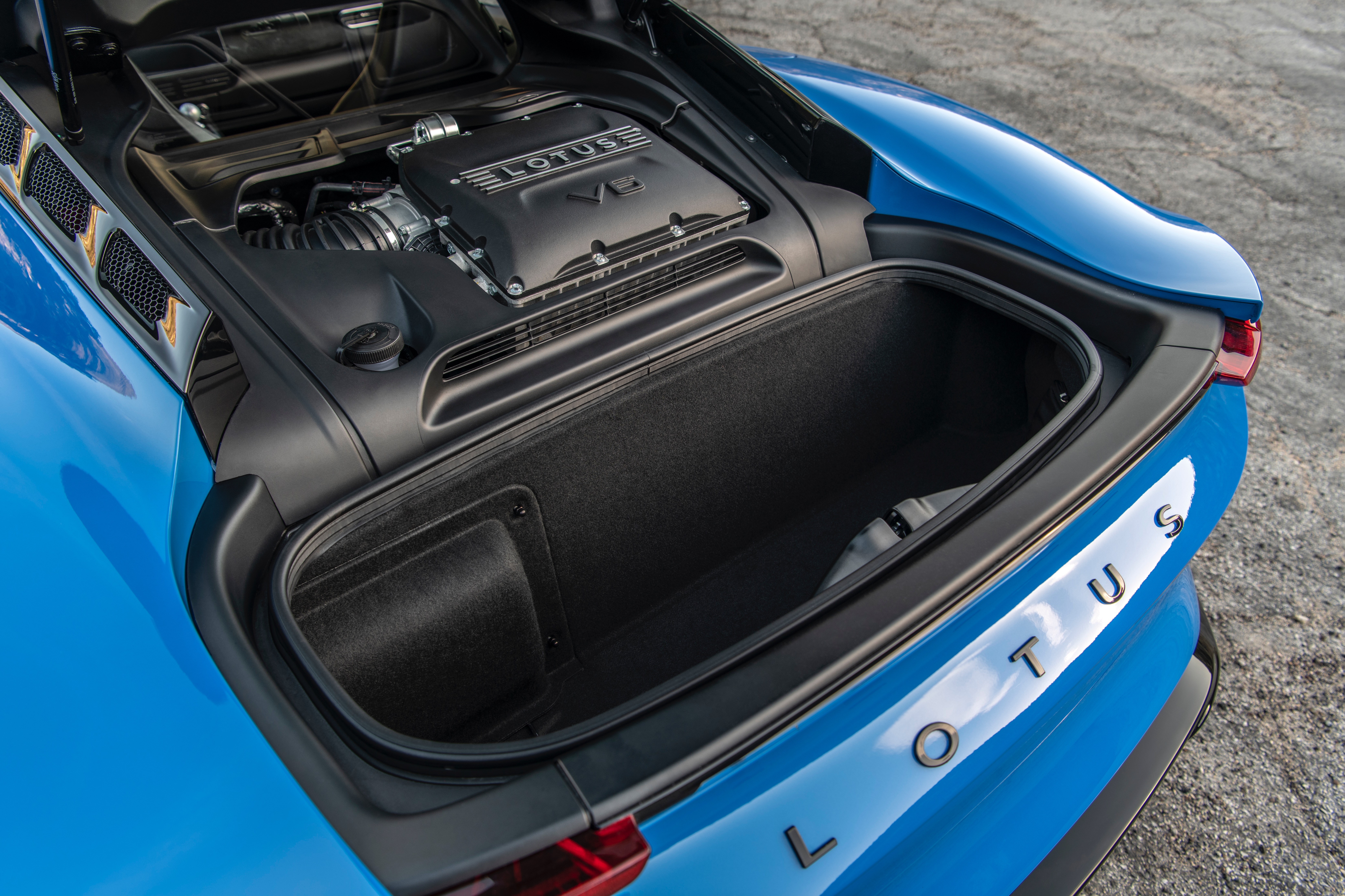 2024 Lotus Emira test drive review