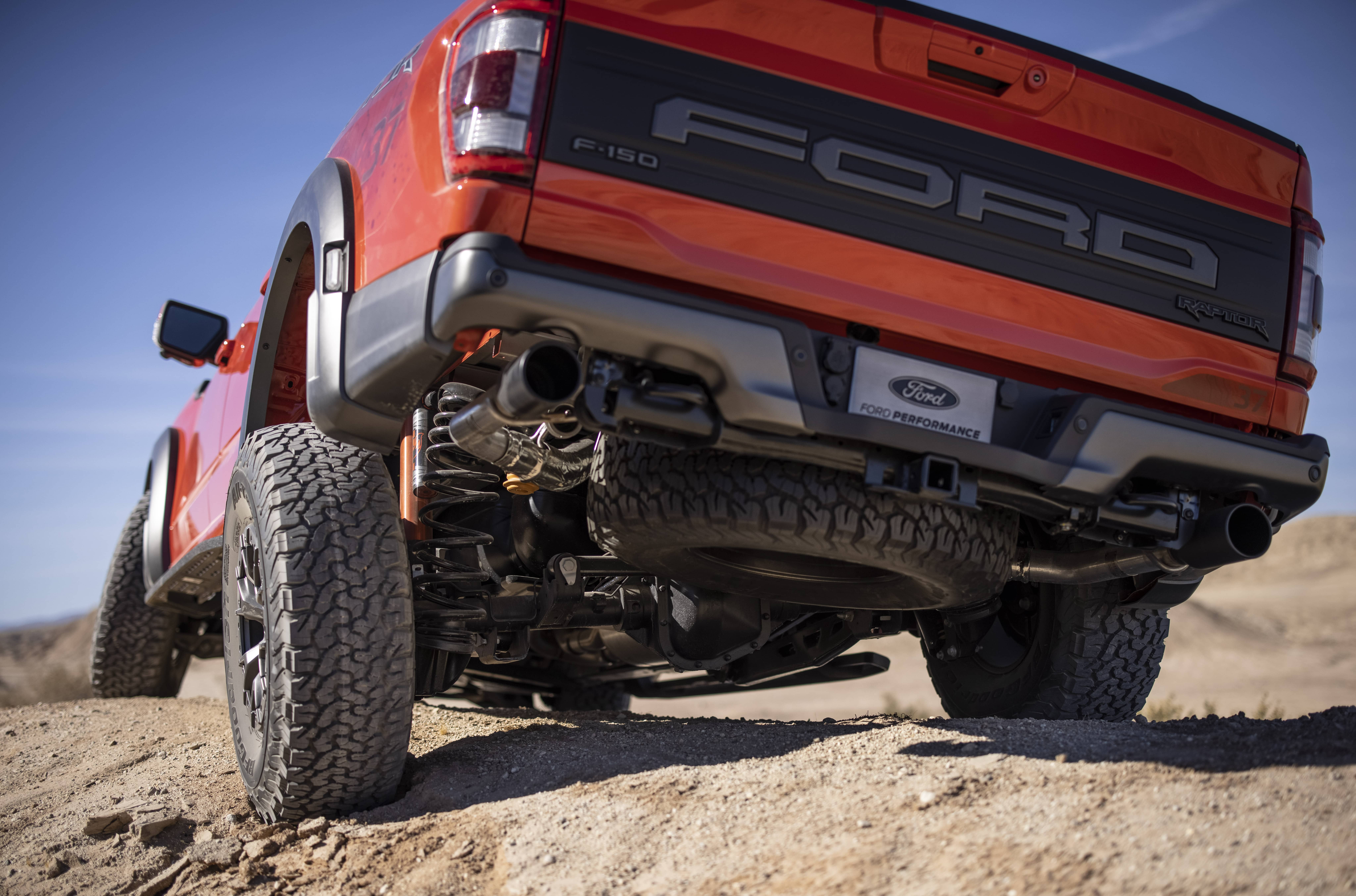 2021-2023 Ford F-150 Raptor test drive review