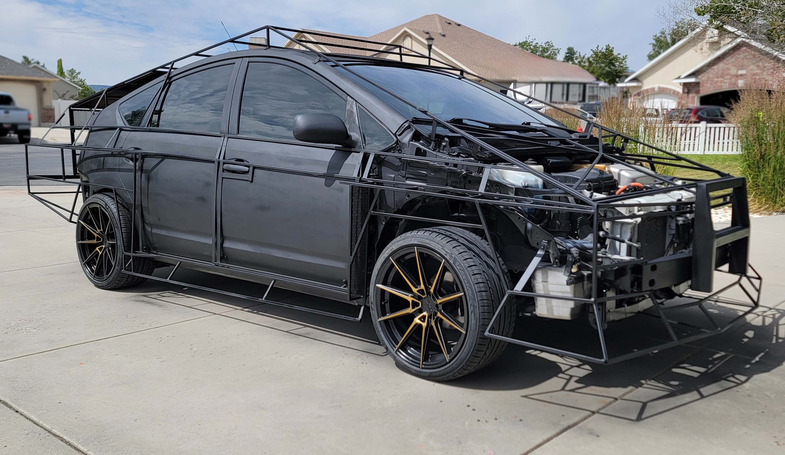 Utah YouTuber builds ‘Cybercop’ out of a Toyota Prius