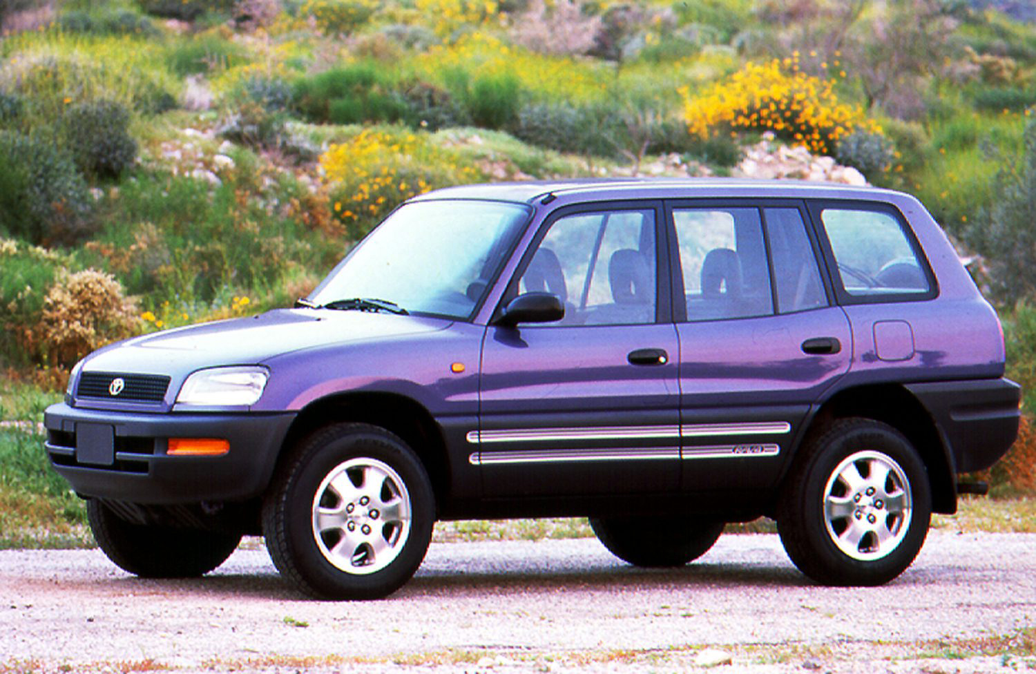 An American best-seller: Generations of the Toyota RAV4
