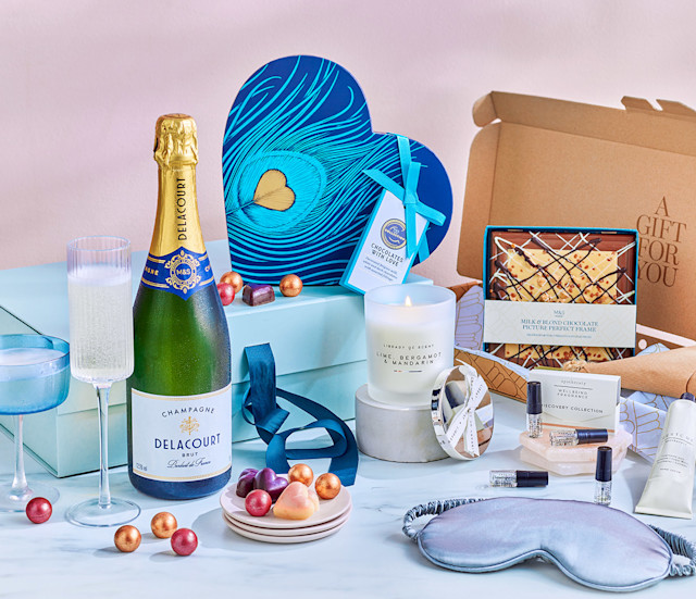 Food & Drink Gifts | M&S