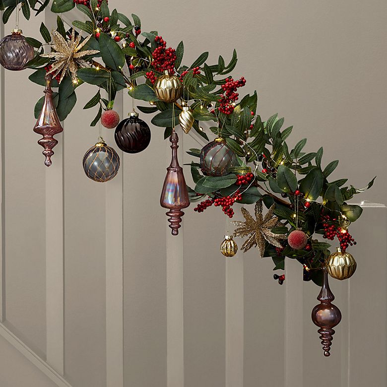 Christmas Garland Ideas | M&S