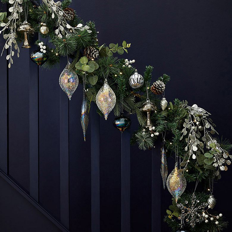 Christmas Garland Ideas | M&S