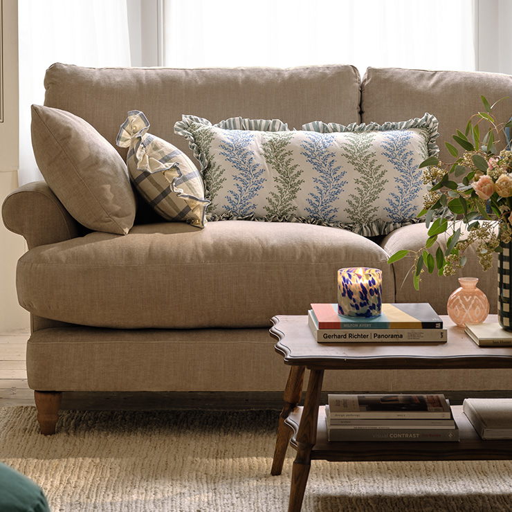 Conway Loveseat M S