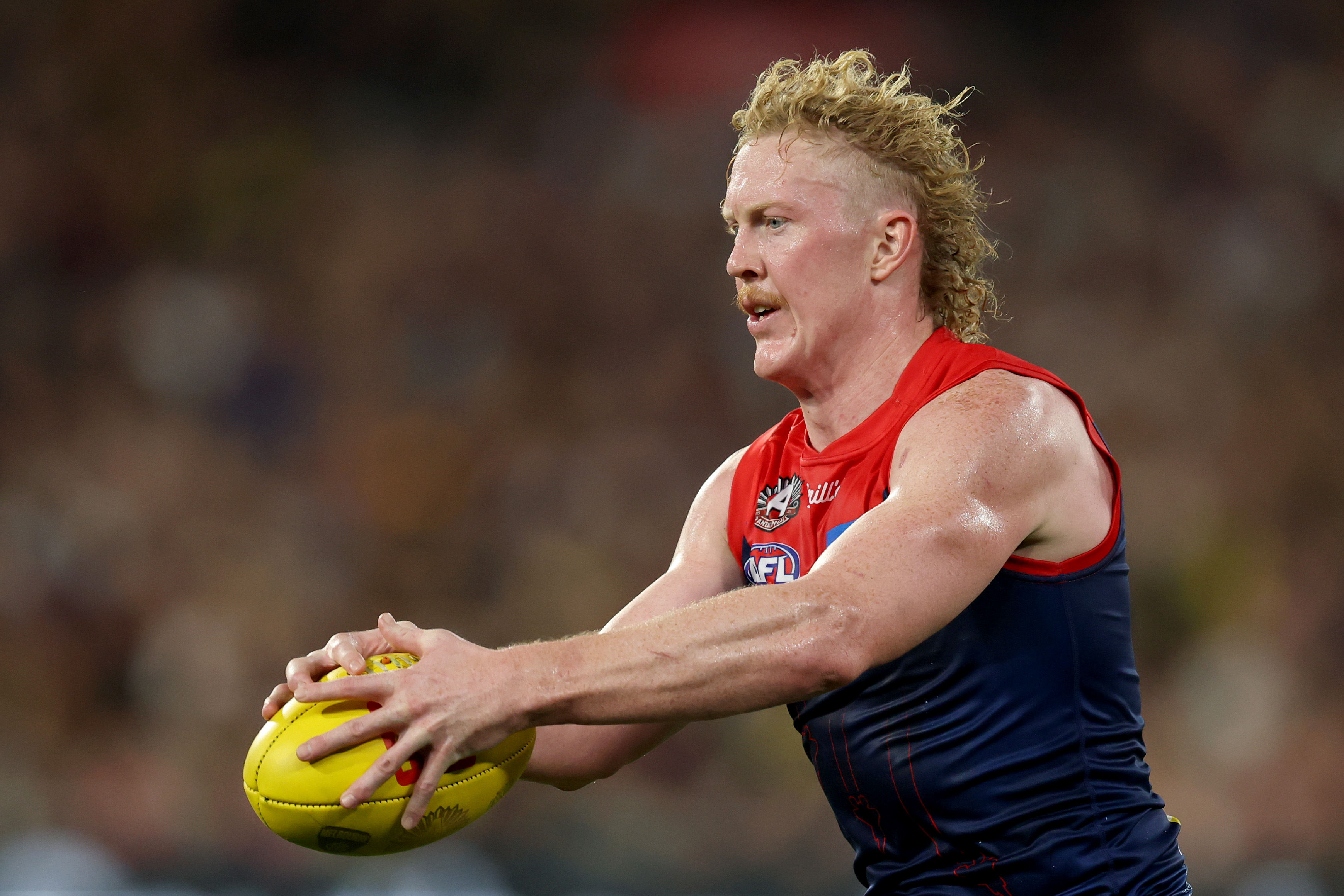 AFL 2025: Garry Lyon receives text about Clayton Oliver