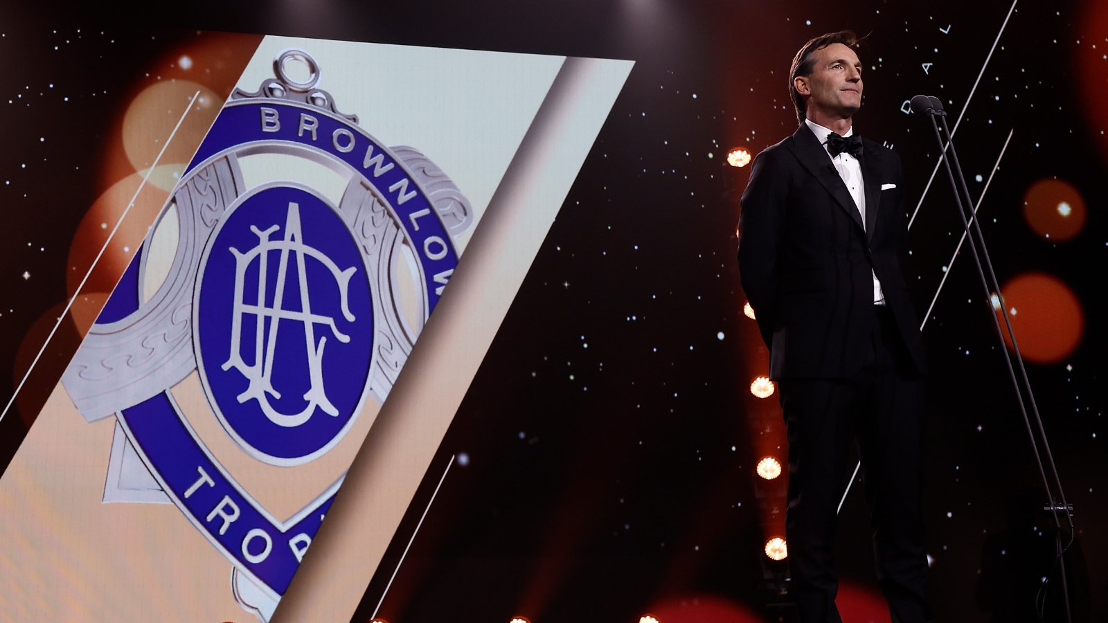 AFL Brownlow medal 2025 betting, odds, predictions: Stream, Tracker and ...