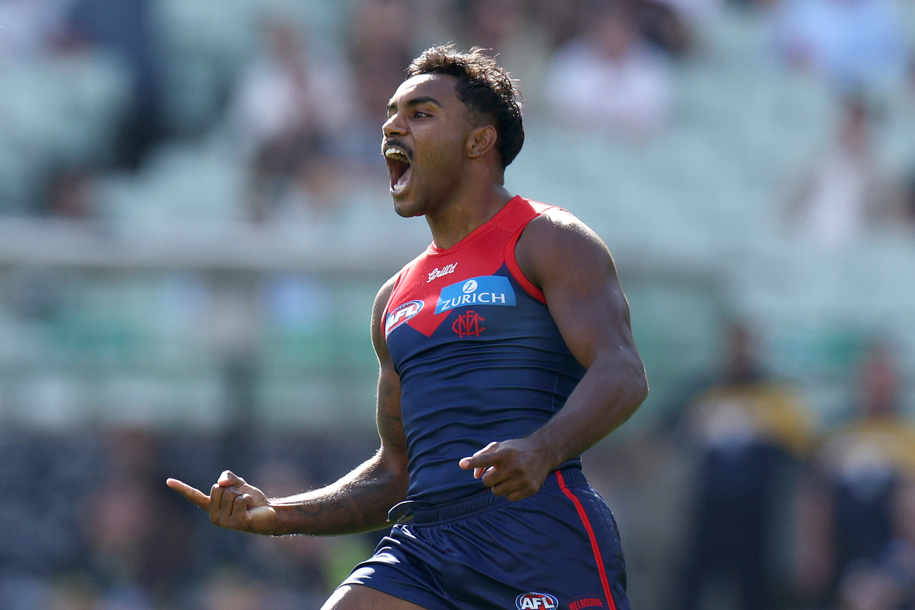 AFL 2025: Kozzy Pickett dominates as Demons claim their first win