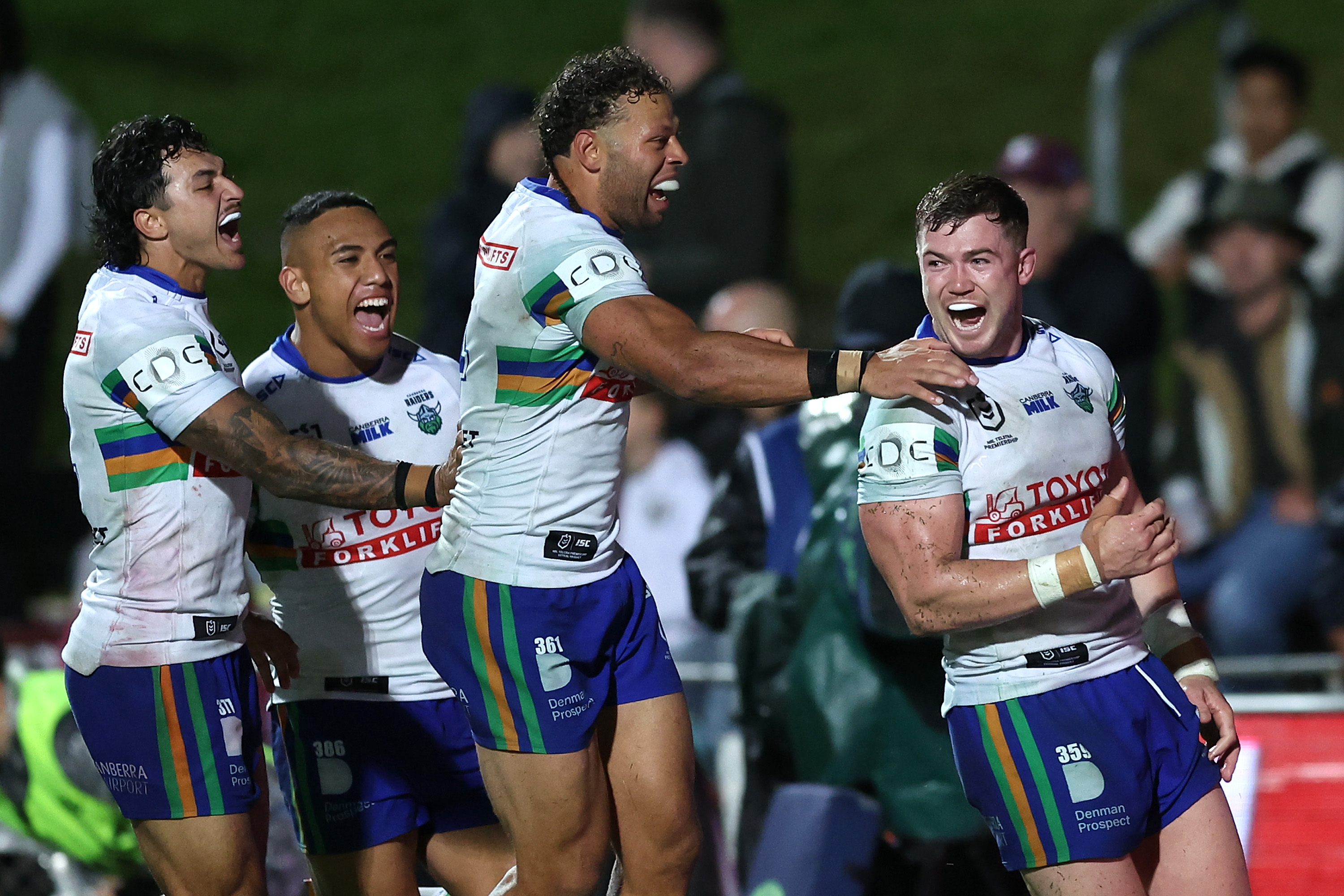 Corey Parker's blunt message for Raiders fans ahead of Vegas clash with ...