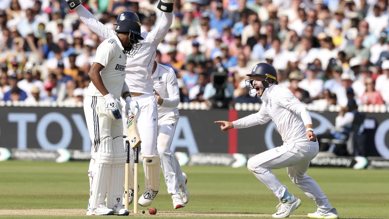 England edge Lord's Test nail-biter against India
