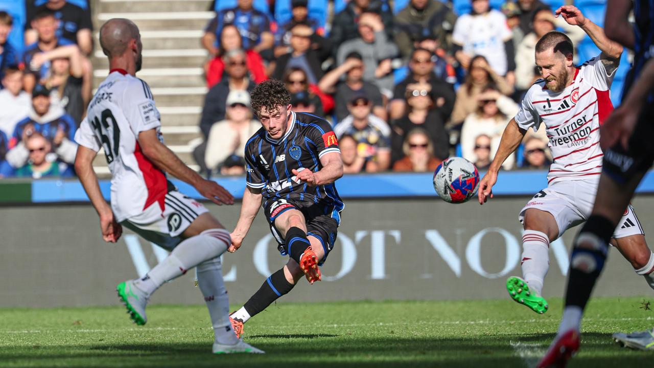 Auckland FC edge Western Sydney for first win of sophomore ALM season
