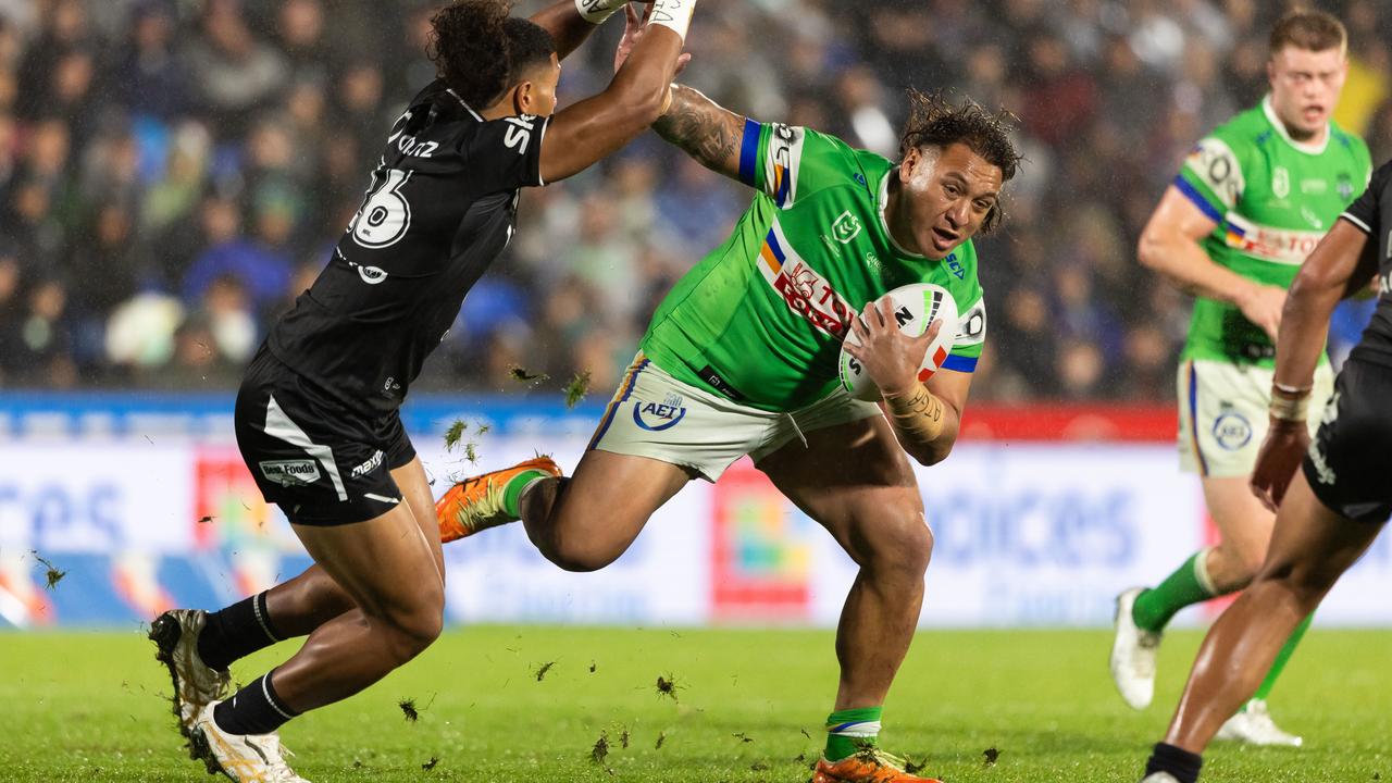 Papalii boost for Raiders ahead of Broncos finals clash
