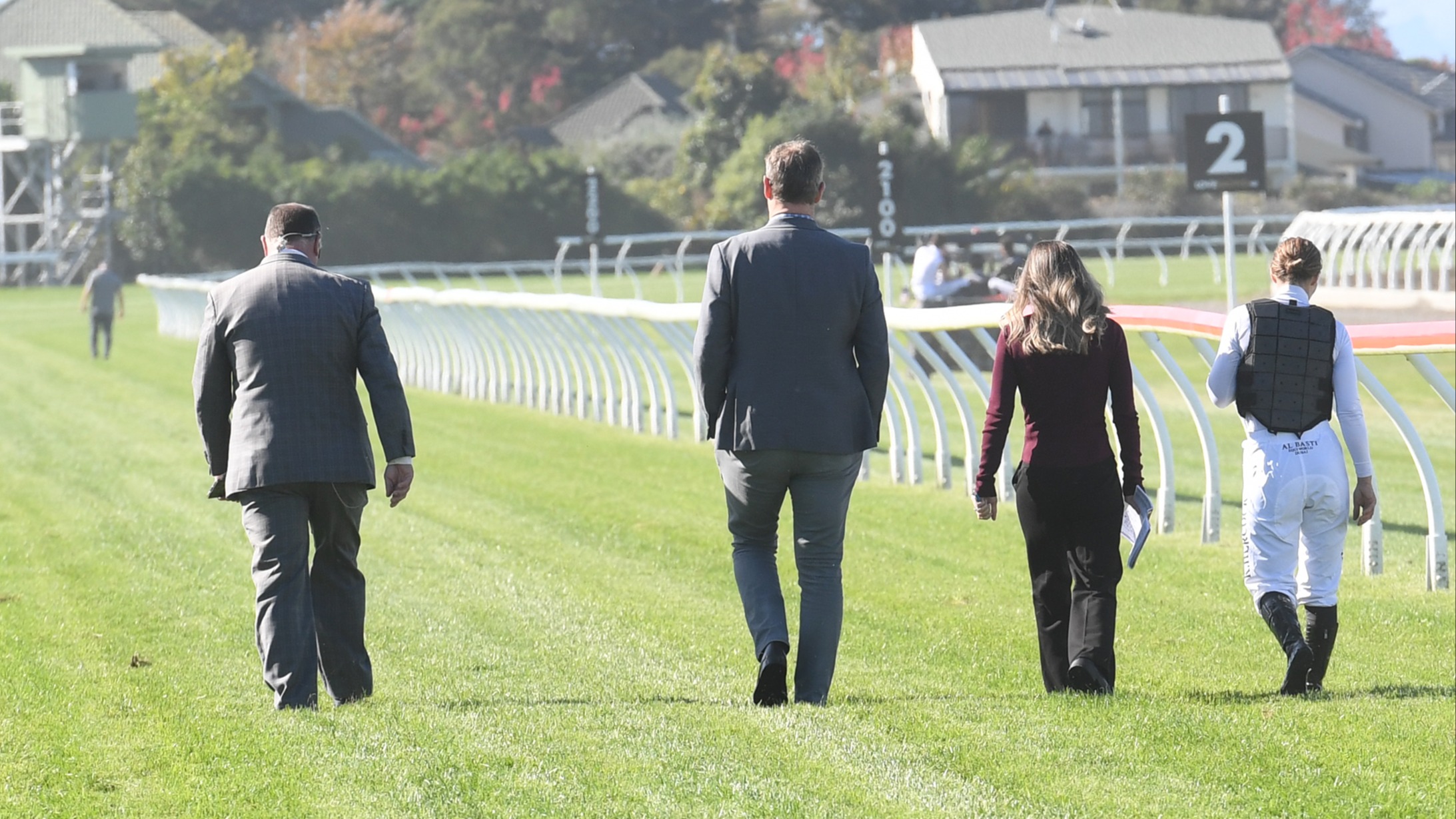 Awapuni’s long-awaited return ends in disappointment