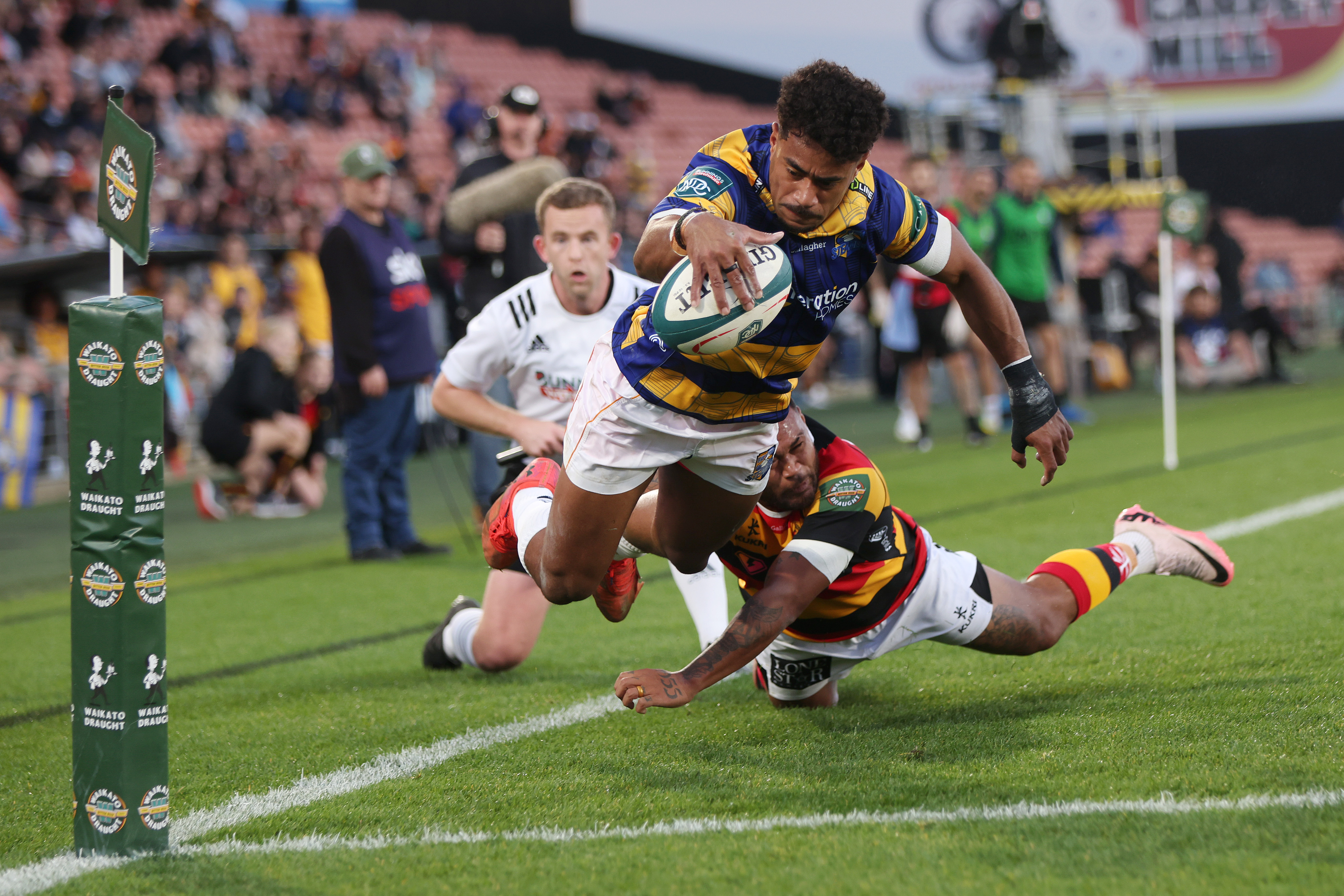 Narawa embraces new role with surging Steamers after All Blacks ...
