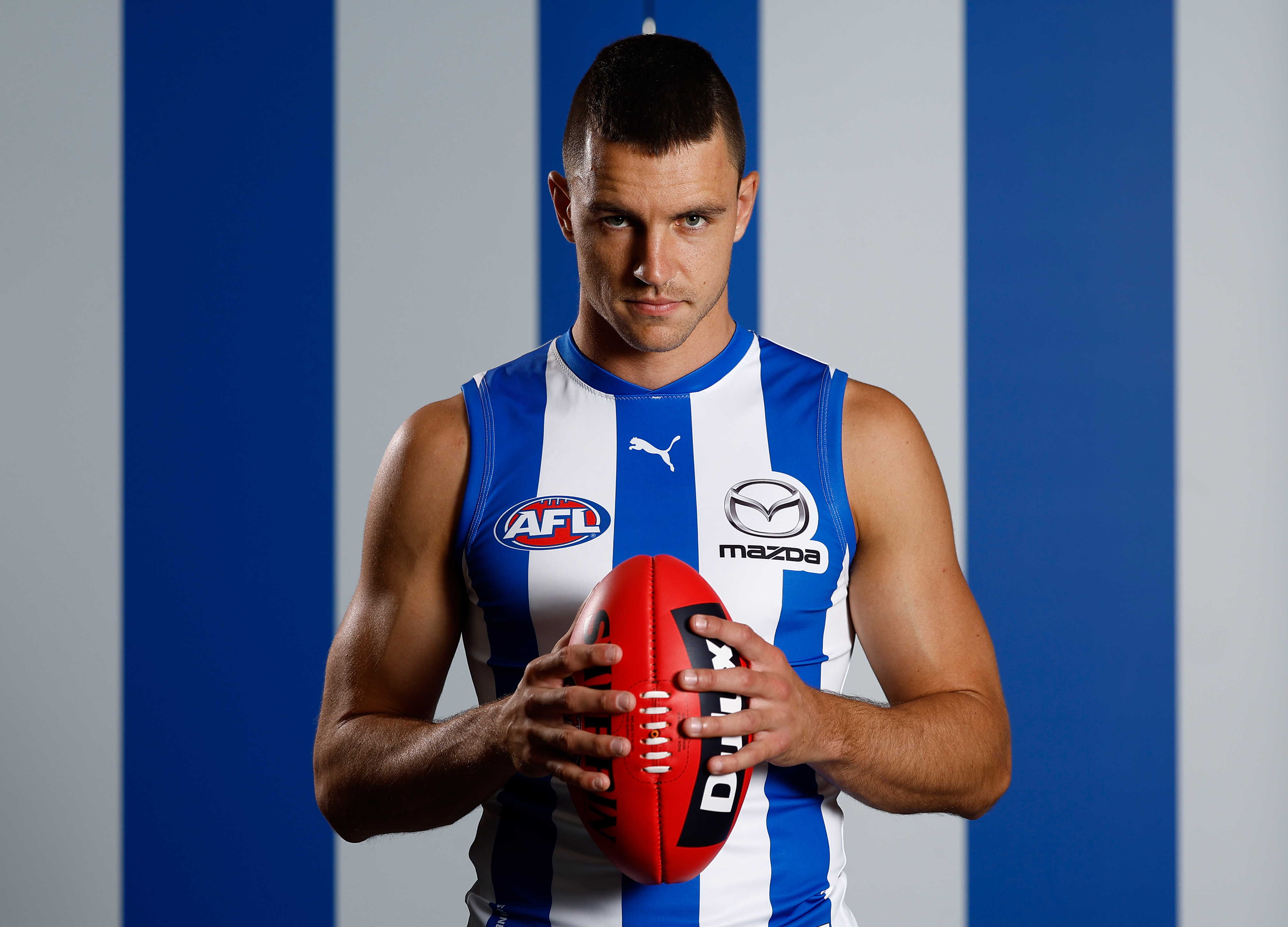 AFL 2025: Luke Davies-Uniacke signs new North Melbourne contract
