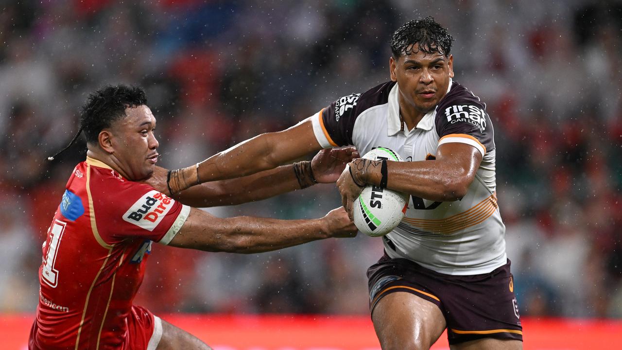 Out-of-favour Bronco Cobbo signs with Dolphins