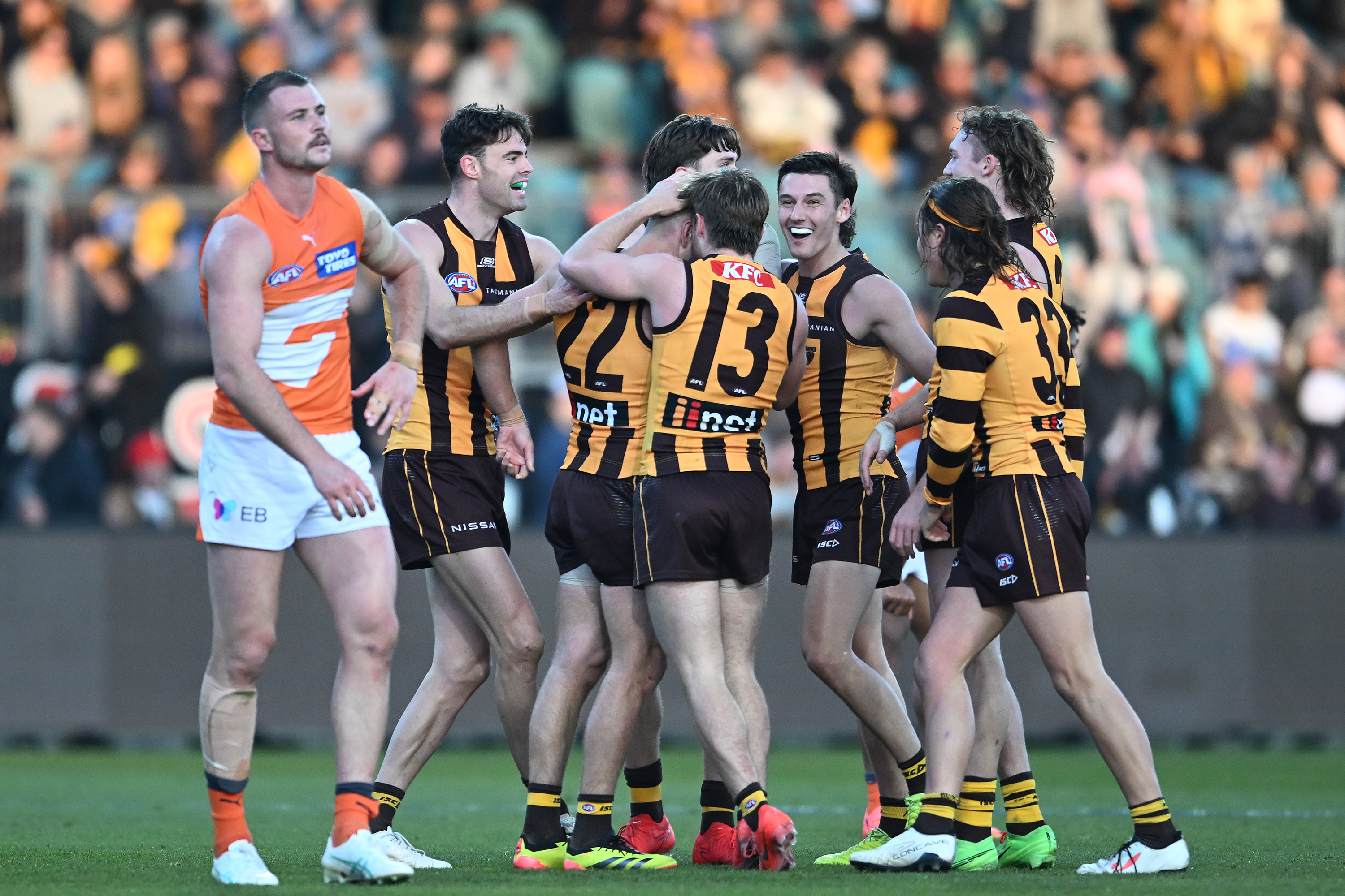 Hawthorn in discussions to host games in Tasmania beyond 2025
