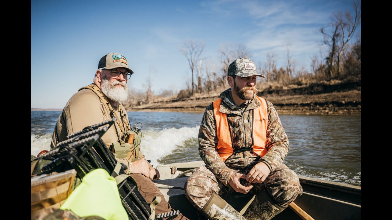 Mississippi River Expedition with Brent Reaves | Clay Newcomb Hunts ...