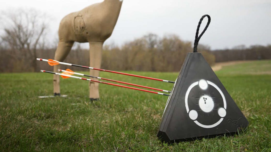 Why Hunters Should Conduct a Mid-Season Bow Checkup | MeatEater Wired ...