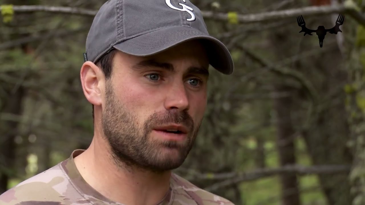 Animal Alertness When Taking a Shot With Remi Warren