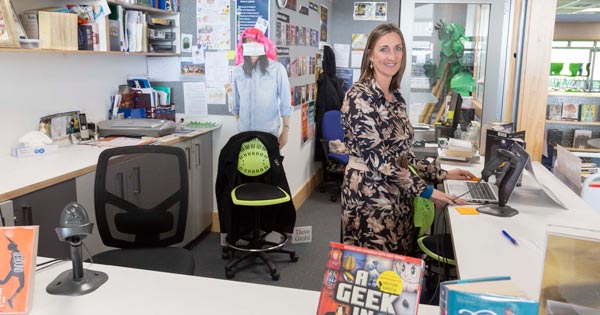 Developing your school library services | Services to Schools