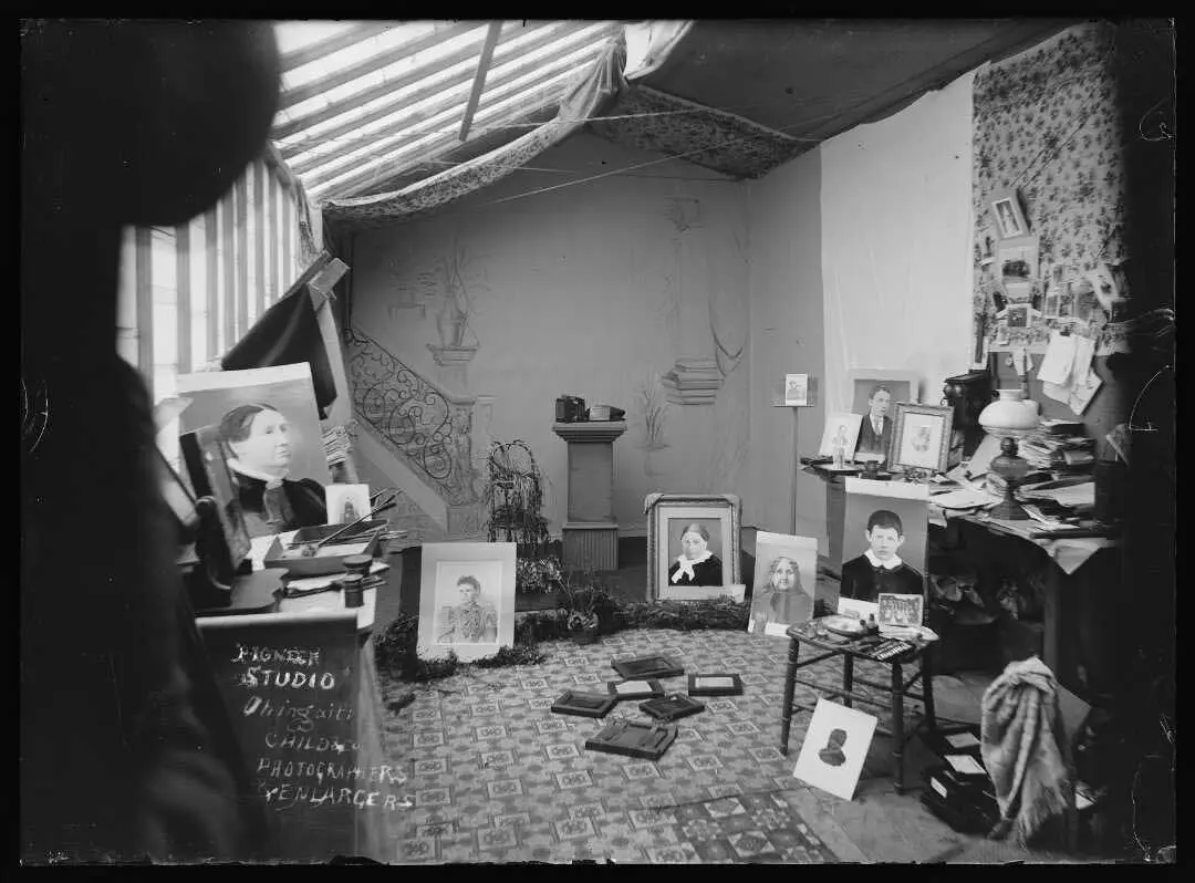 In the studio | National Library of New Zealand